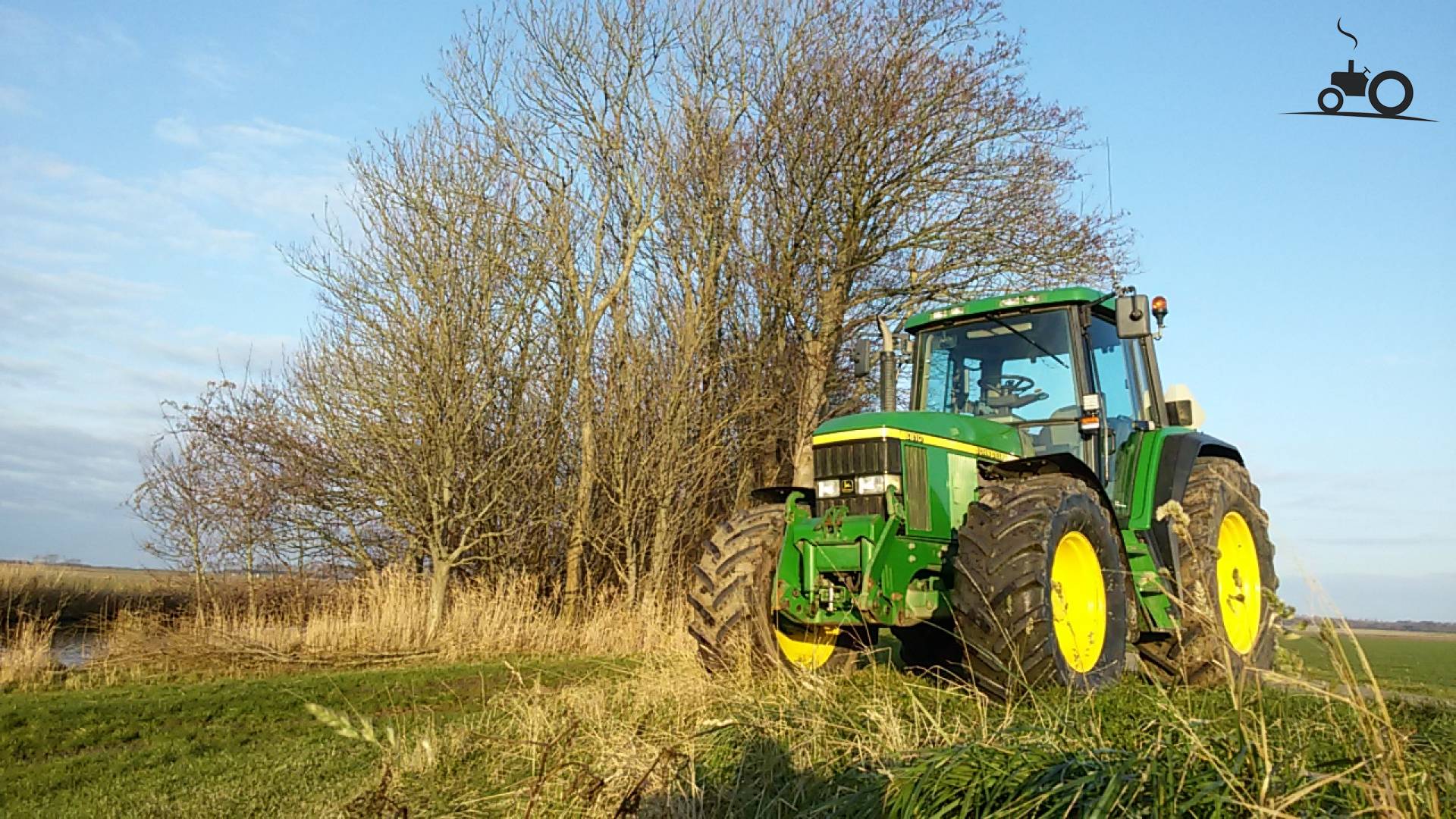 Foto John Deere 6810 #889920