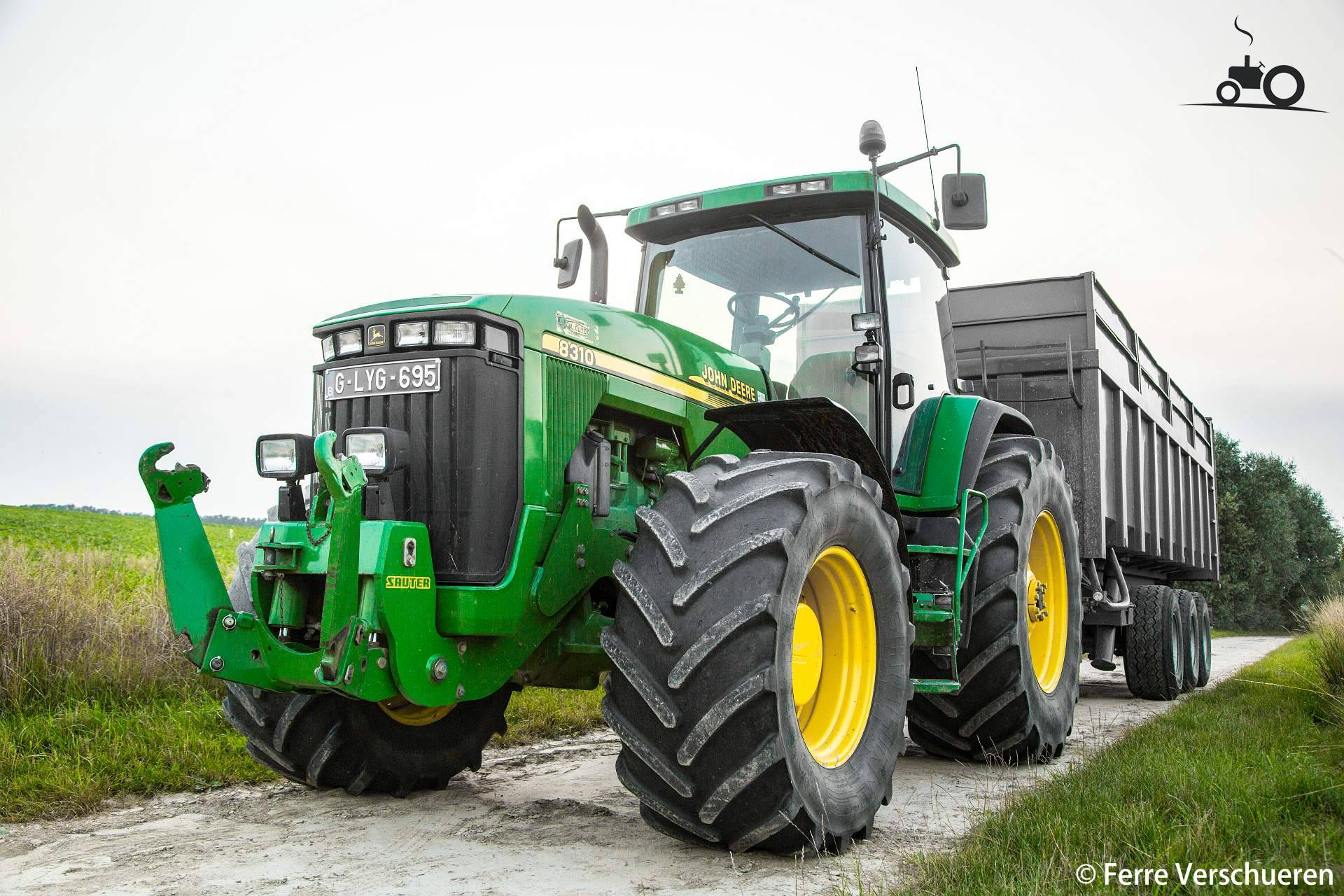 Foto John Deere 8310 #892334