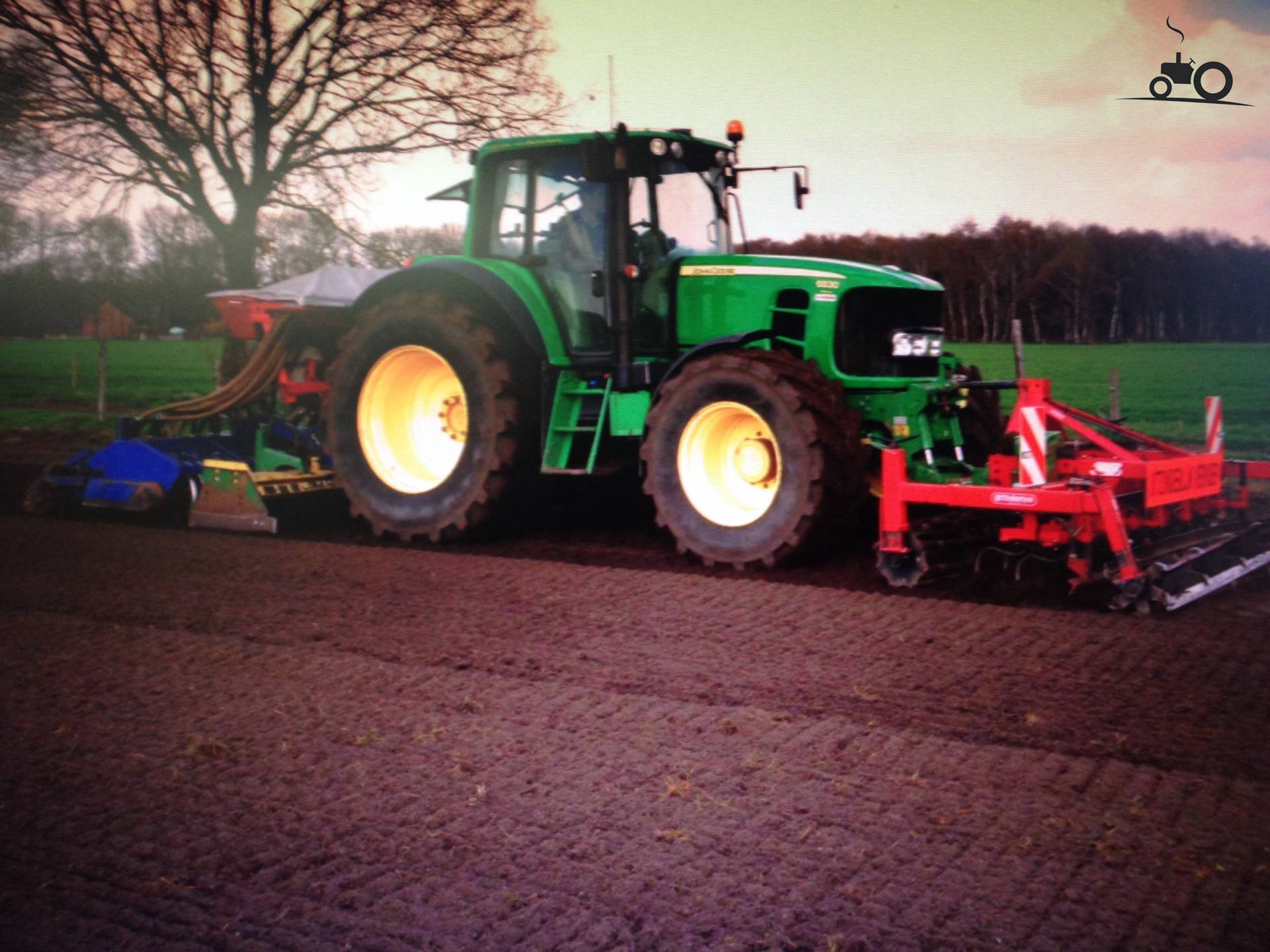 Foto John Deere 6830 Premium #893327