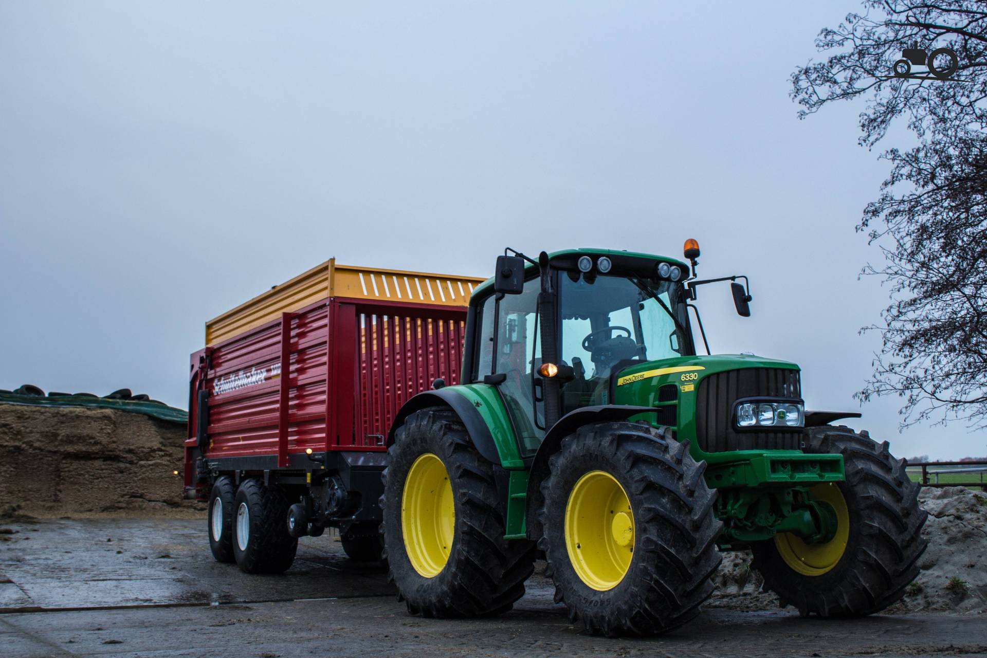 Foto John Deere 6330 Premium #896904