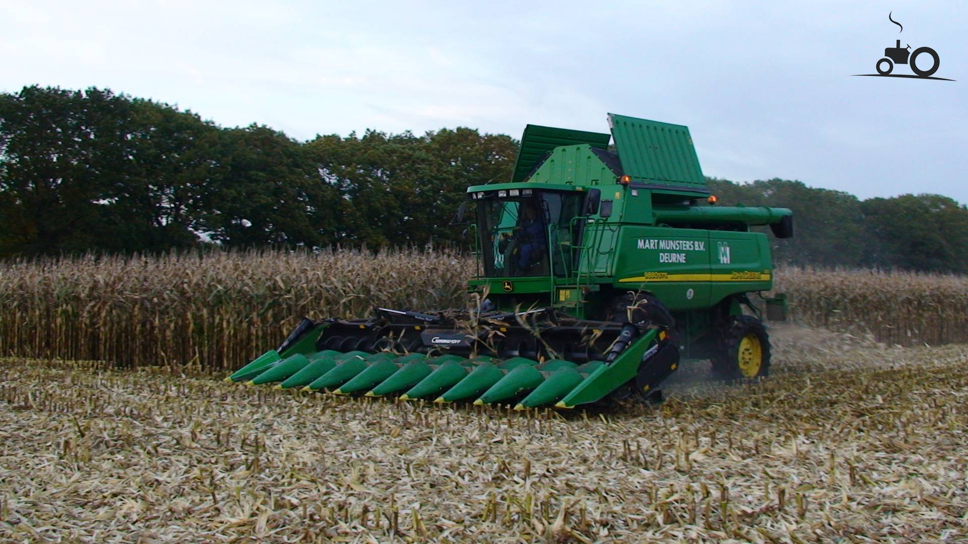 John Deere 9880 STS - United Kingdom - Tractor picture #898809