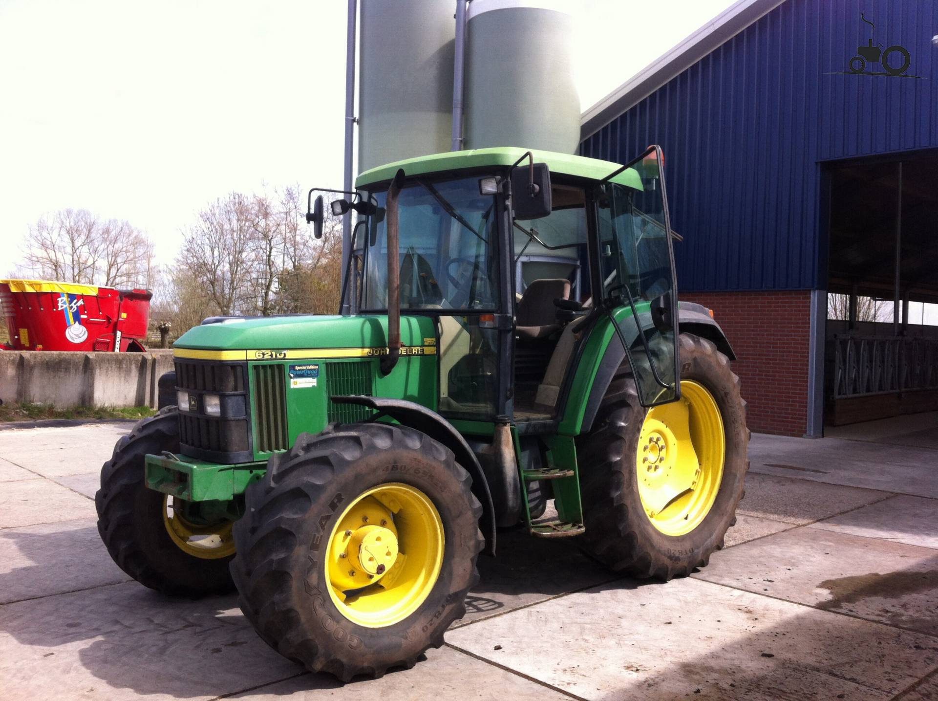 Foto John Deere 6210 SE #908001