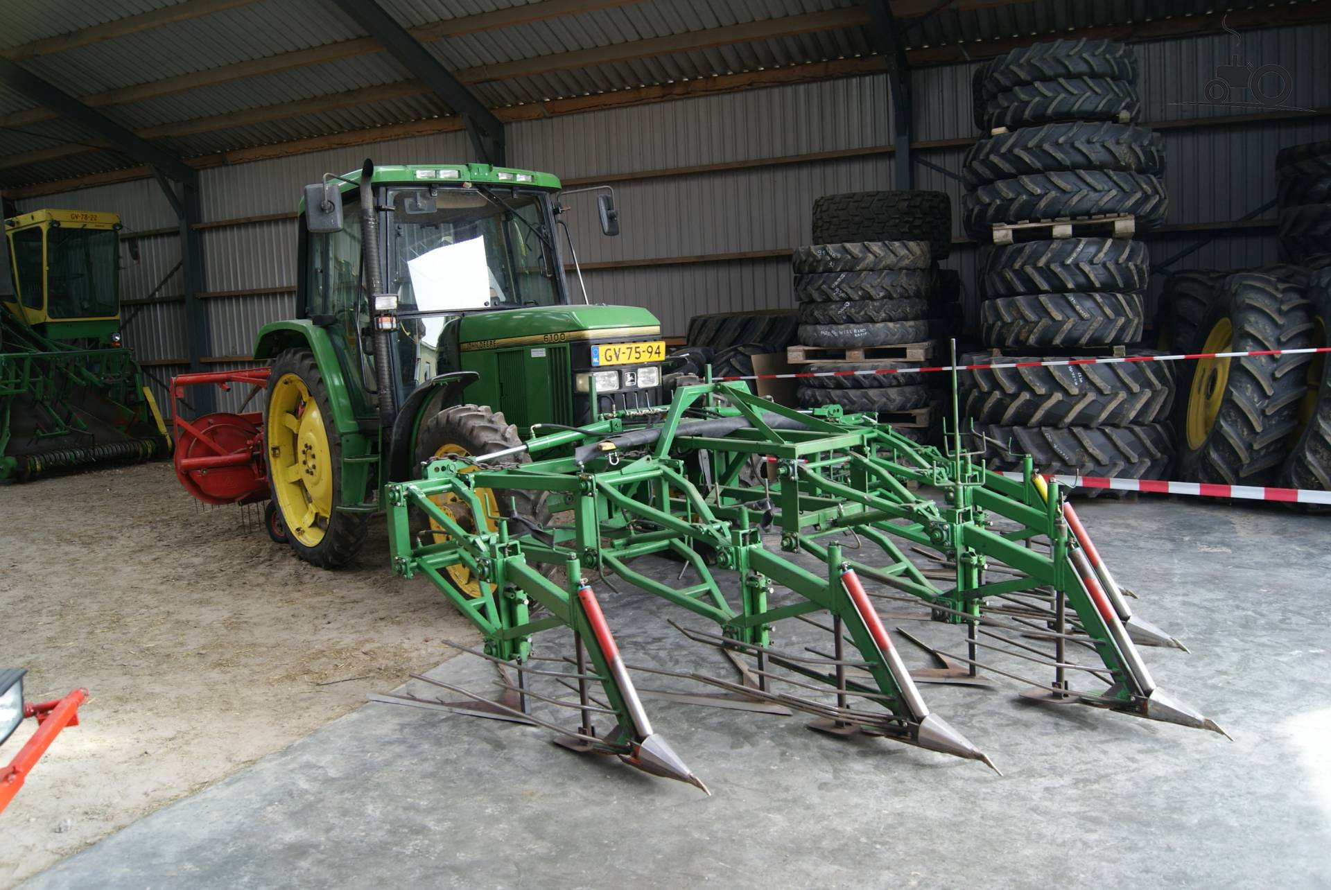 Foto John Deere 6100 #920539