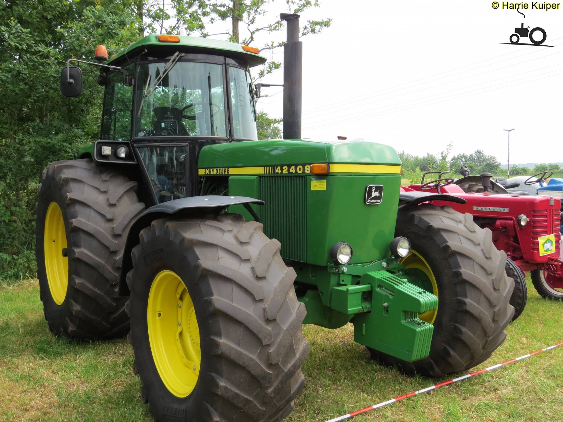 Foto John Deere 4240 S #923684