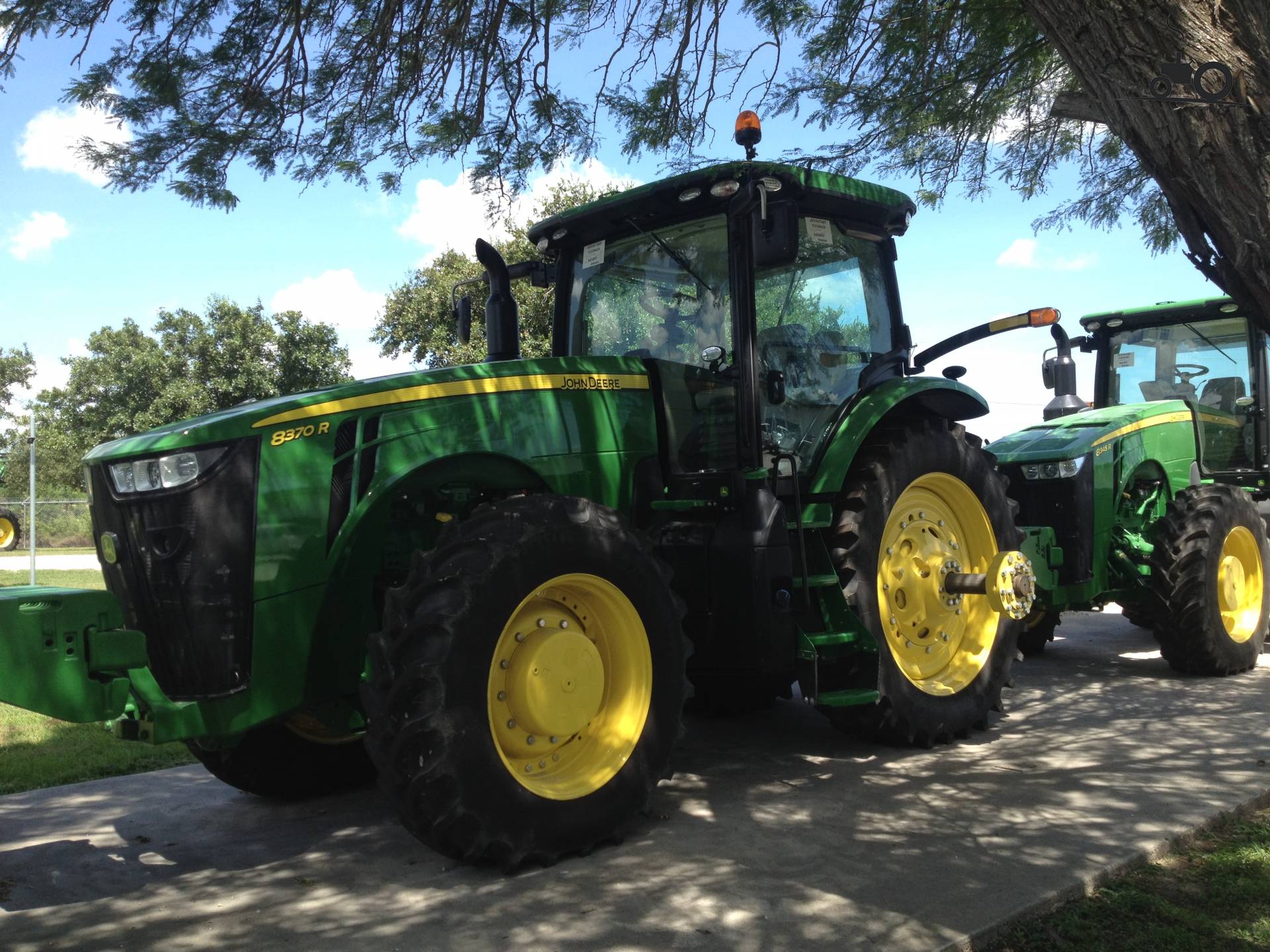 Foto John Deere 8370R #928425