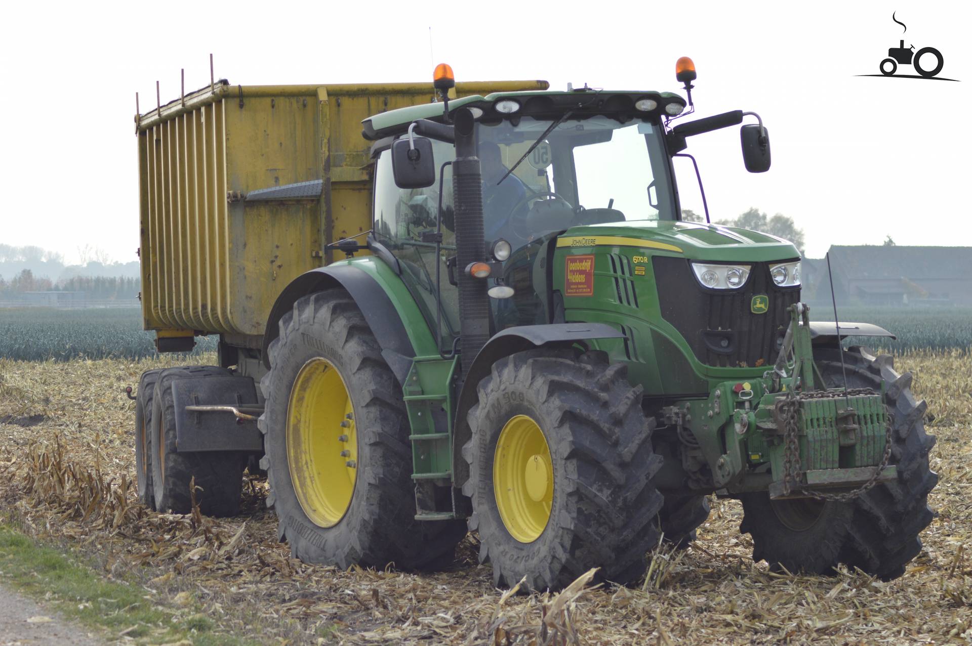 Foto John Deere 6170R van Loonbedrijf Heldens