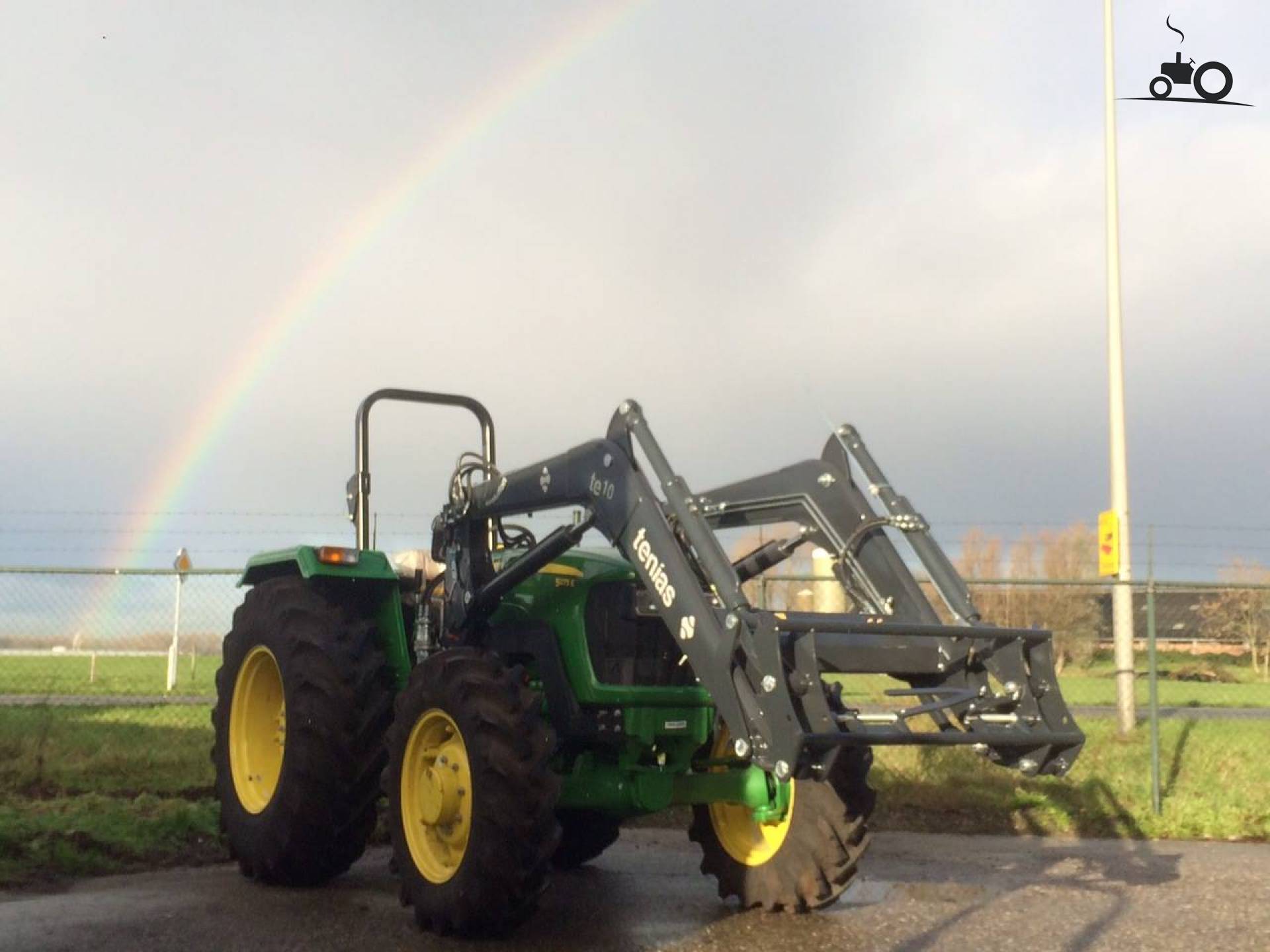 Foto John Deere 5075E van Agrixpert BV