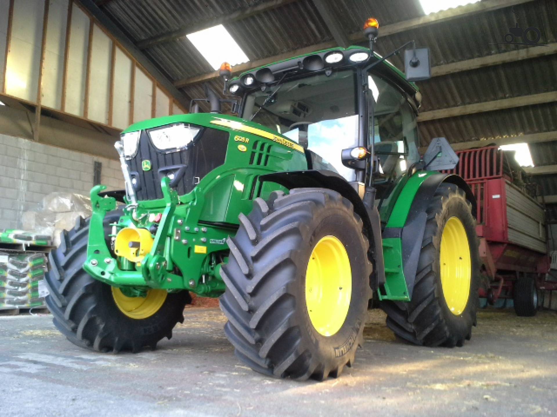 Foto John Deere 6125R #967935