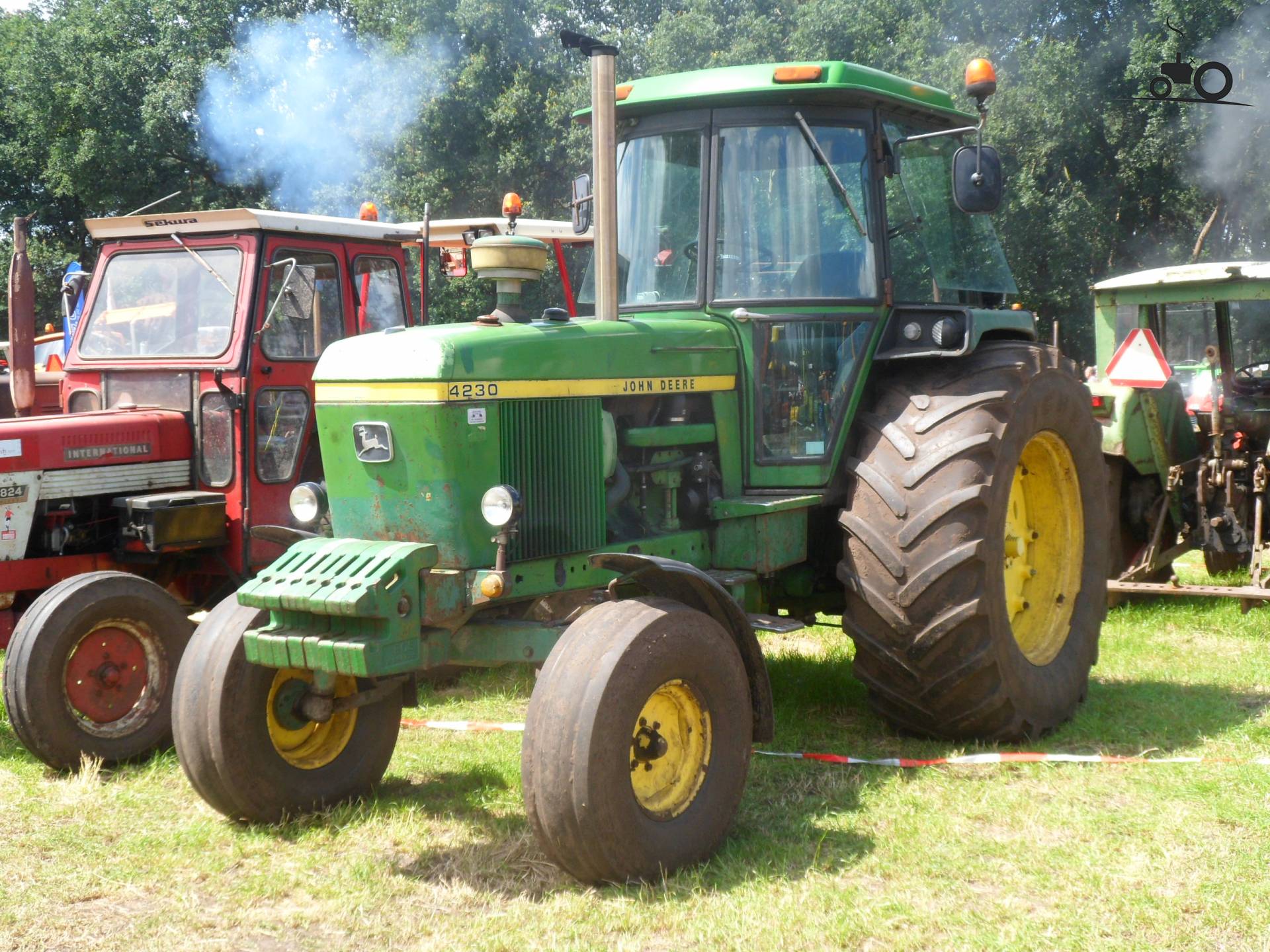 Foto John Deere 4230 #972823