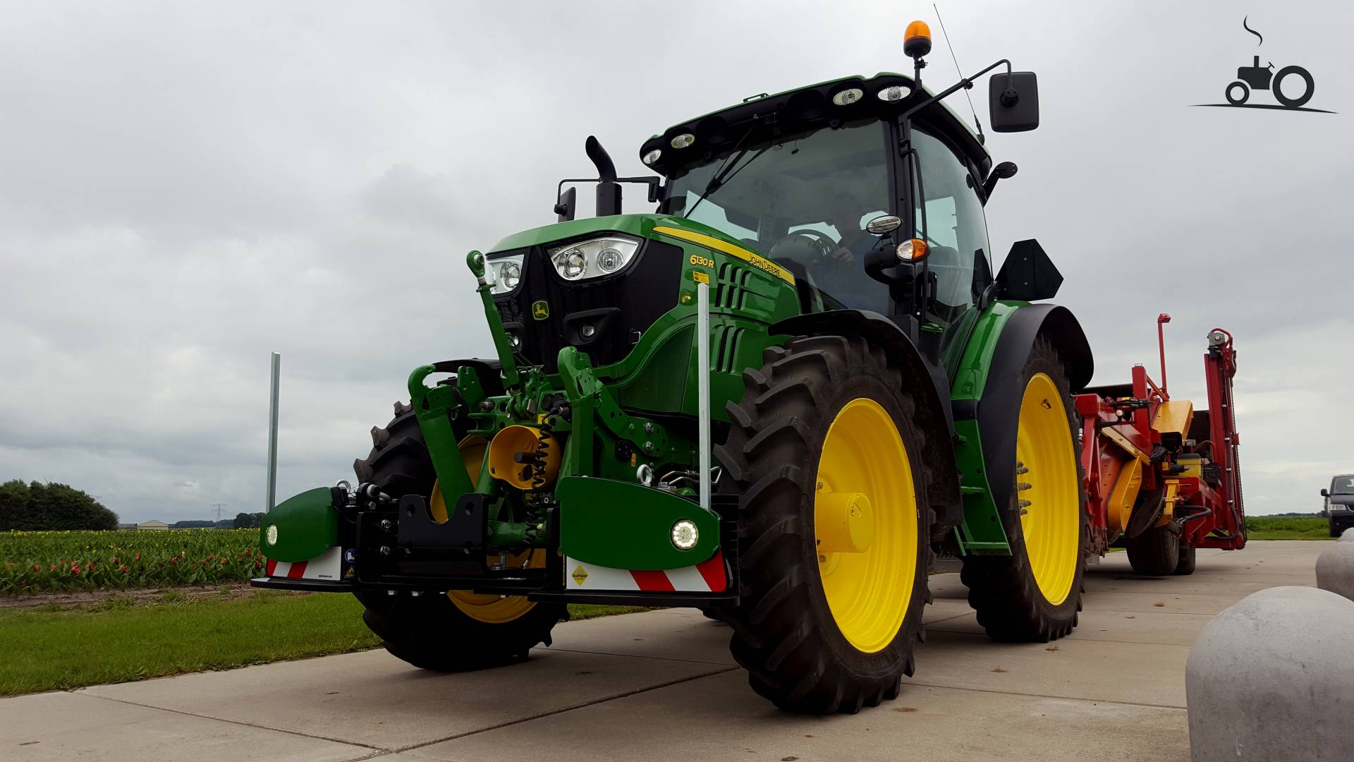 Foto John Deere 6130R #977317