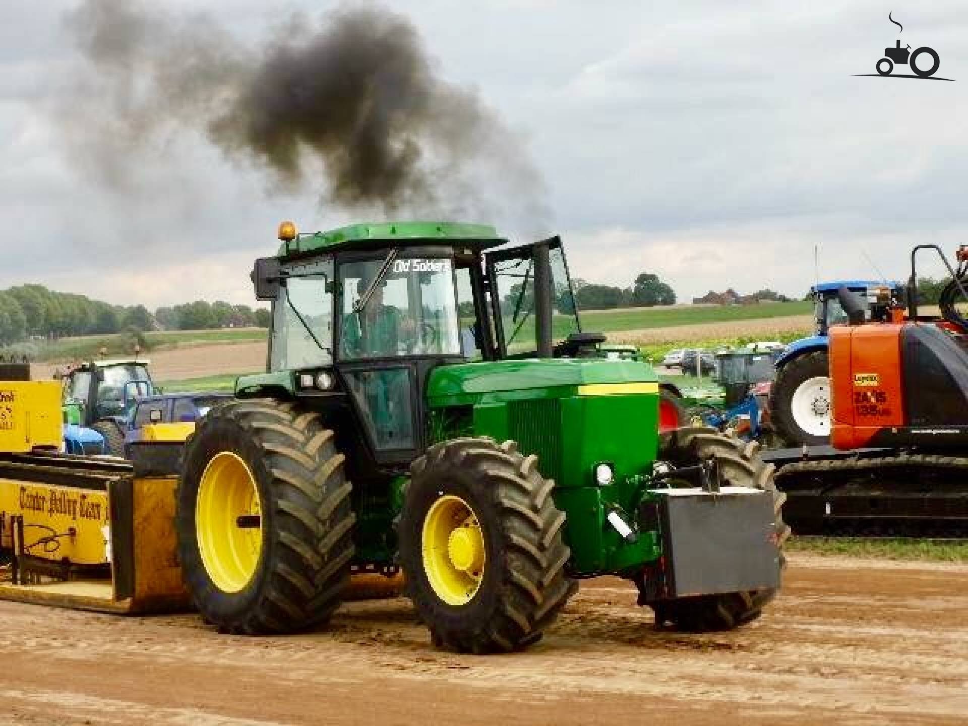 Foto John Deere 4350 #985748
