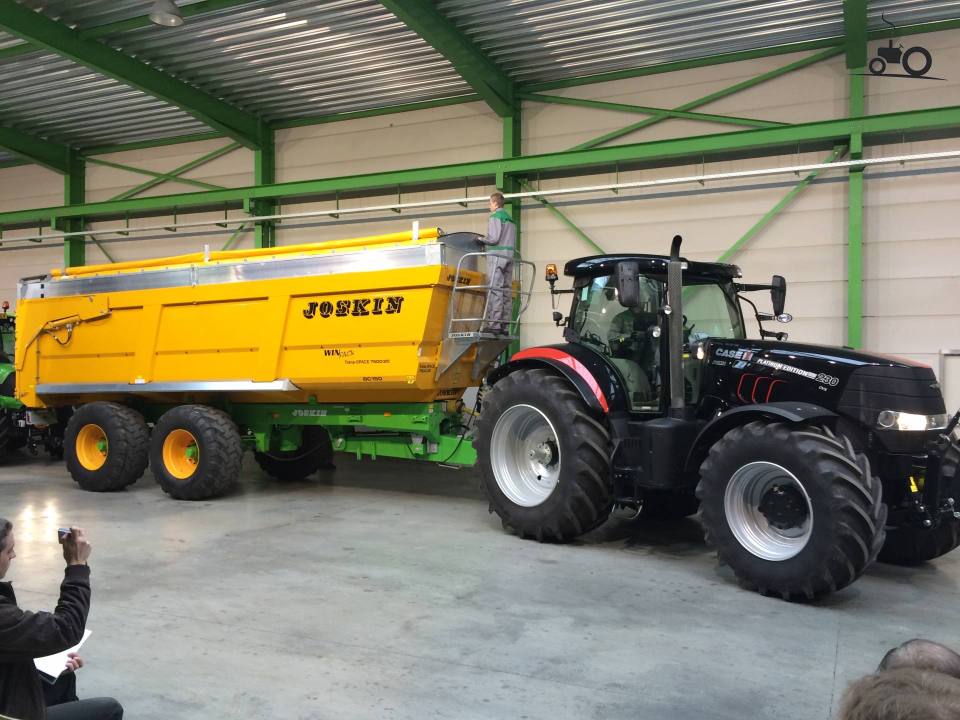 Joskin Trans-space Fanclub - Specificaties, Foto's, Reviews & Forum