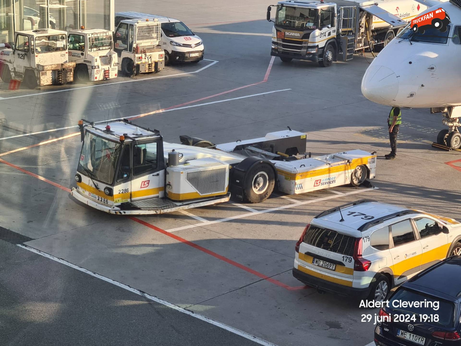 Kalmar vliegtuigtrekker