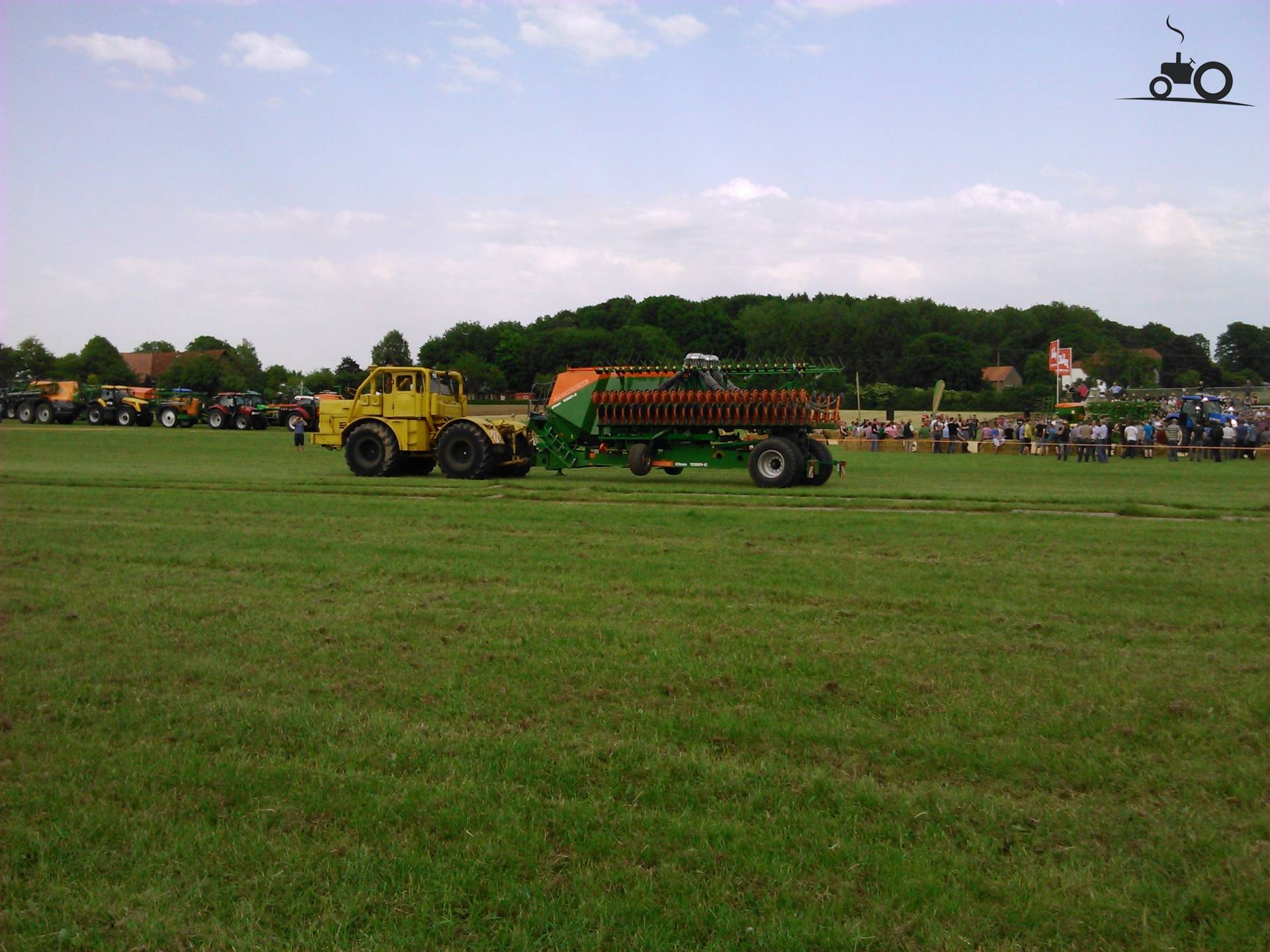 Foto Kirovets k700a #847540