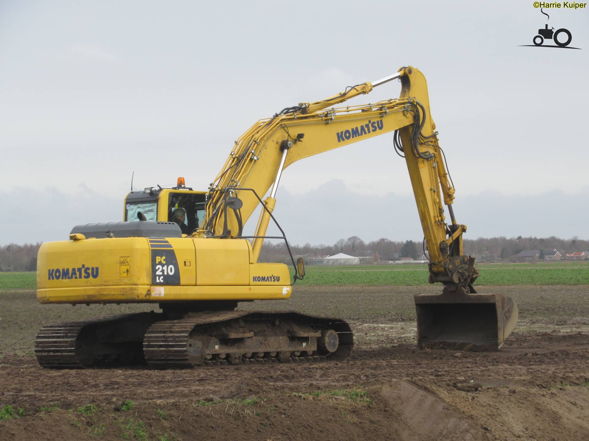Komatsu PC 210 LC Fanclub - Specificaties, Foto's, Reviews & Forum
