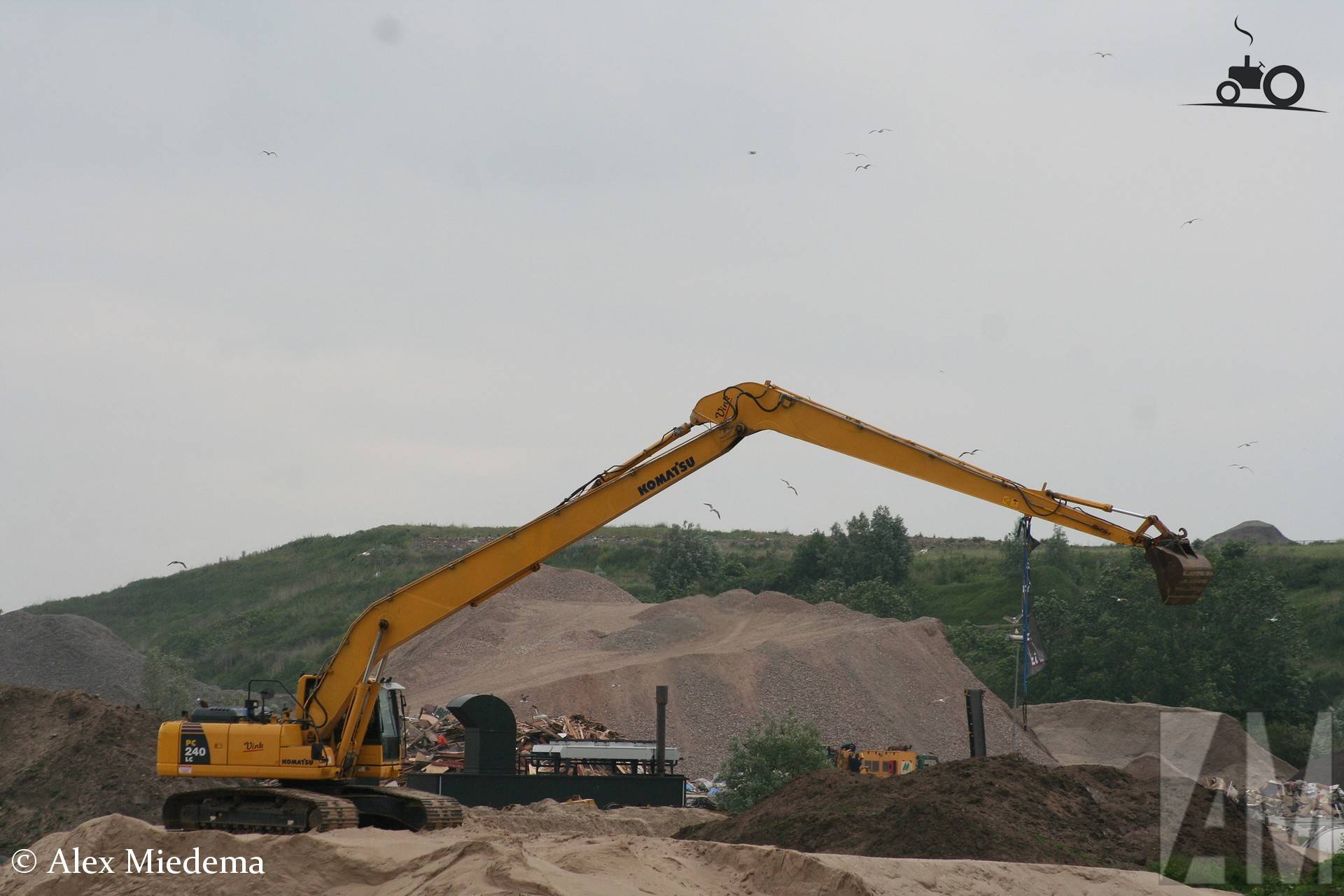 Komatsu PC 240 Fanclub - Specificaties, Foto's, Reviews & Forum