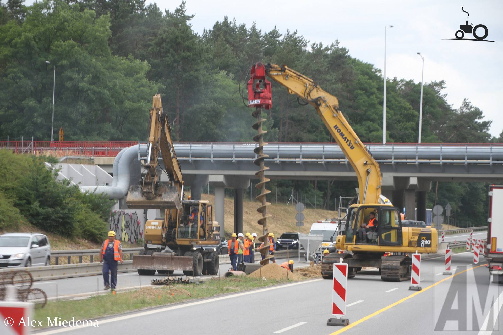 Foto Komatsu PC 210 LC #1479404