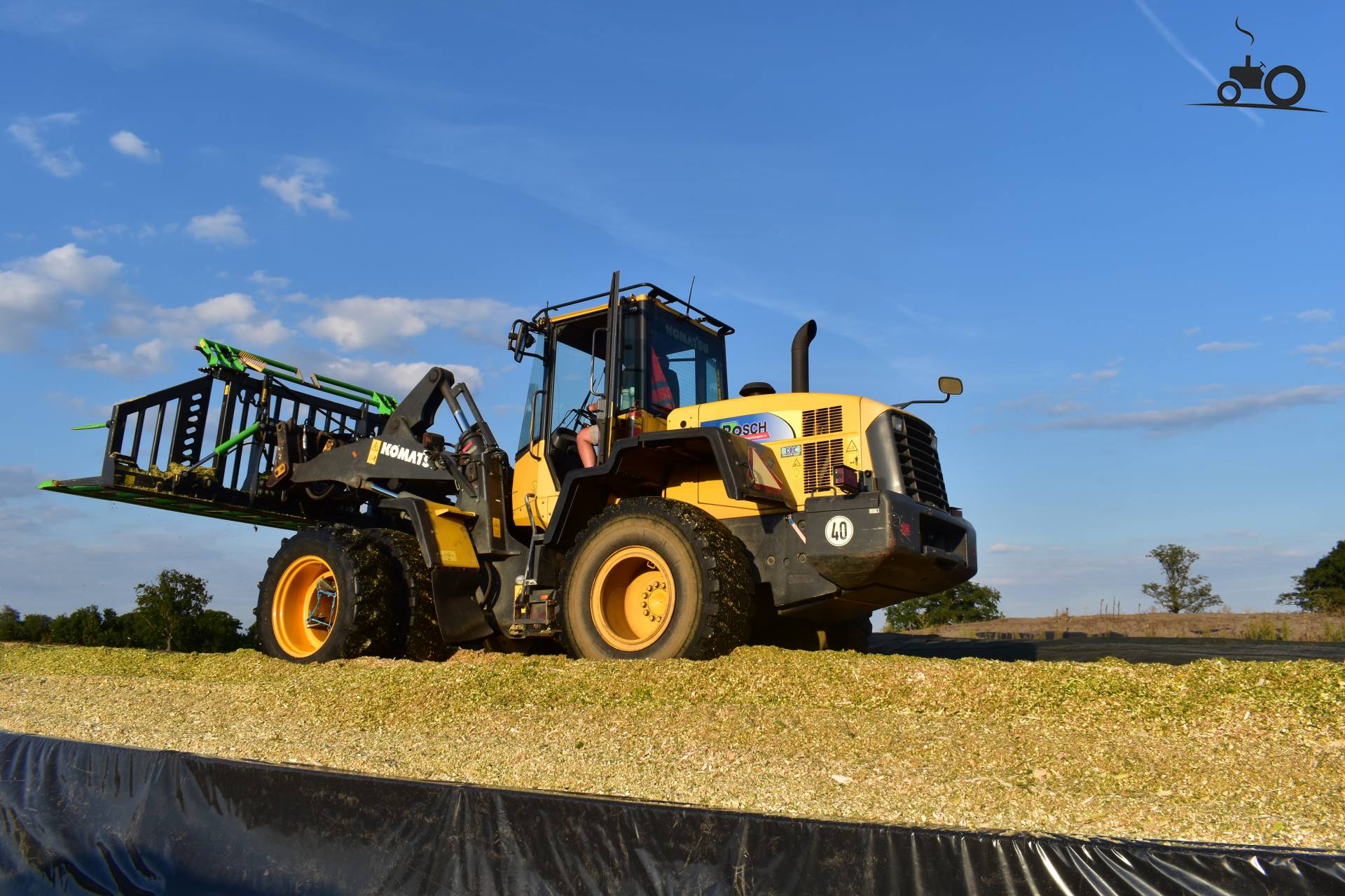 Foto Komatsu wa 250 #1490024