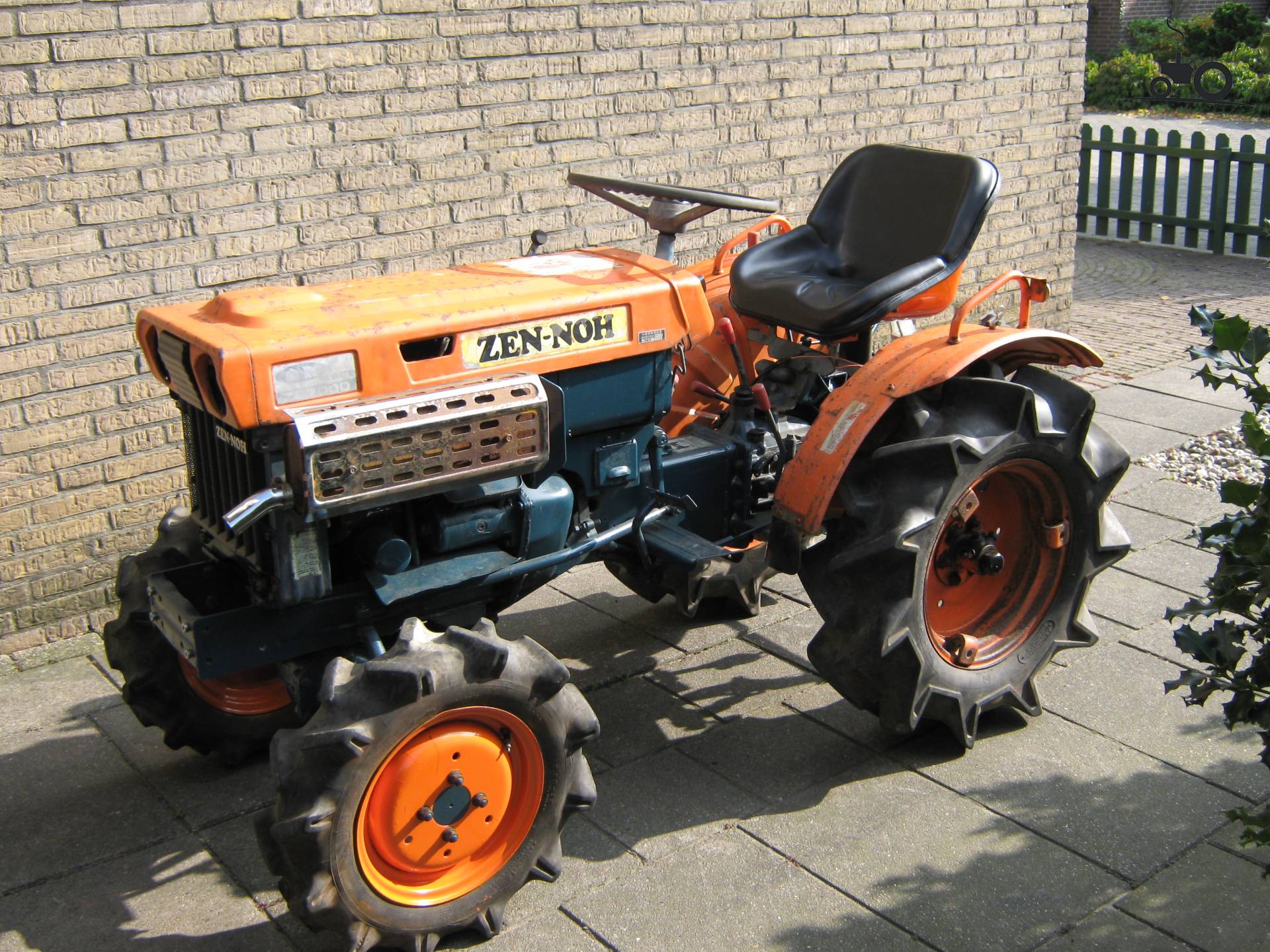 Foto Kubota B7000 #172720