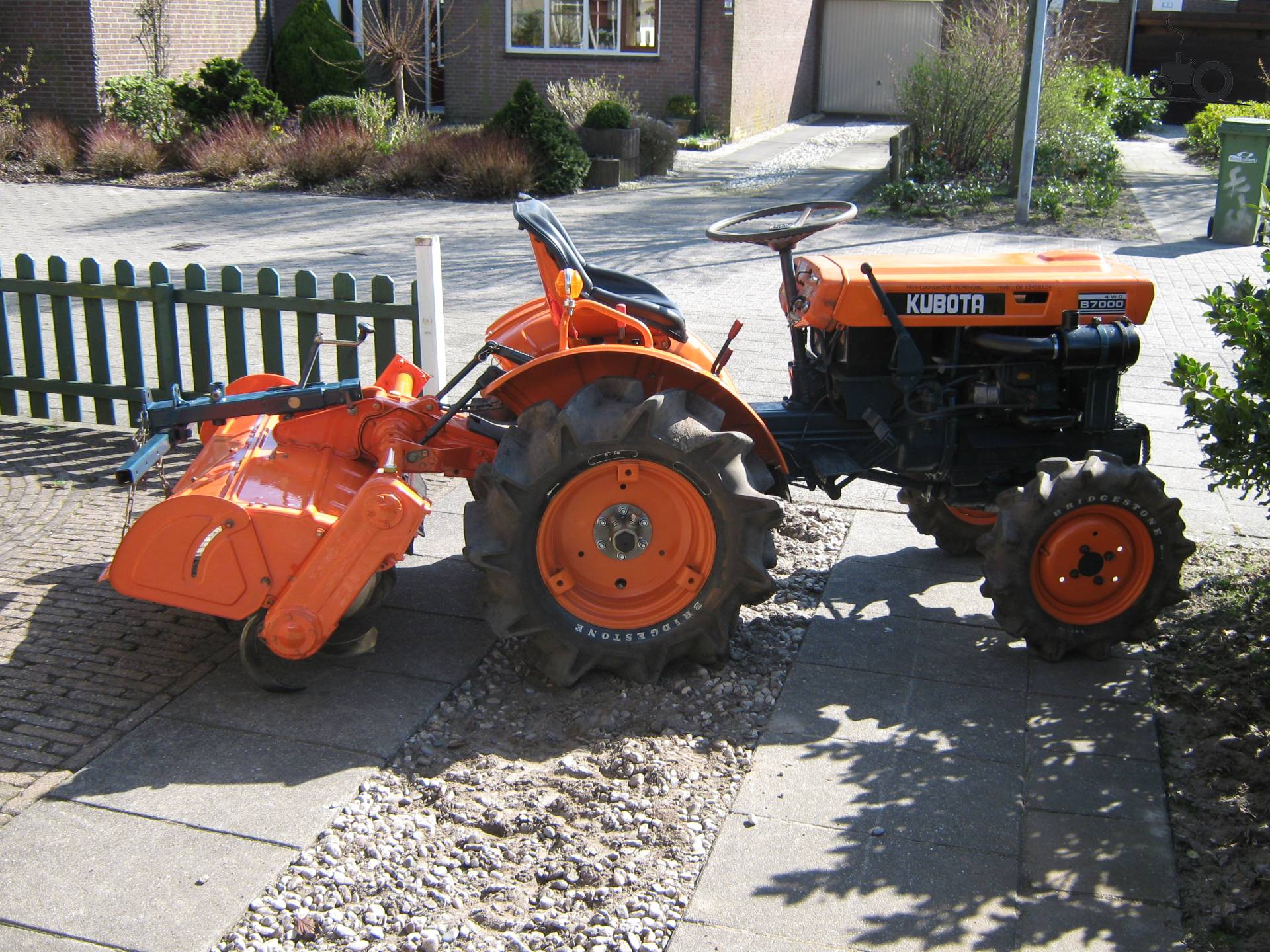 Foto Kubota B7000 #216714