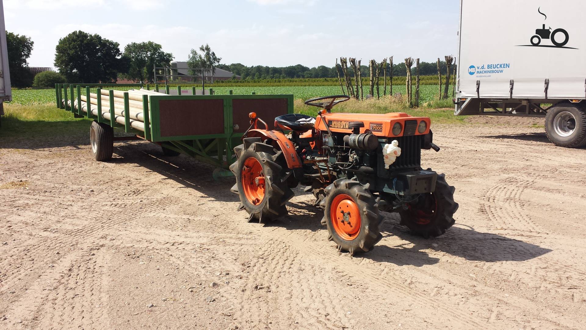 Foto Kubota B7000 #919468