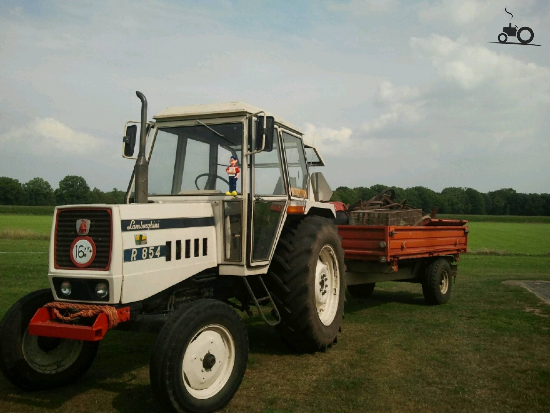 Foto Lamborghini R 854 van Buunk, Hooi -en Strobalenhandel