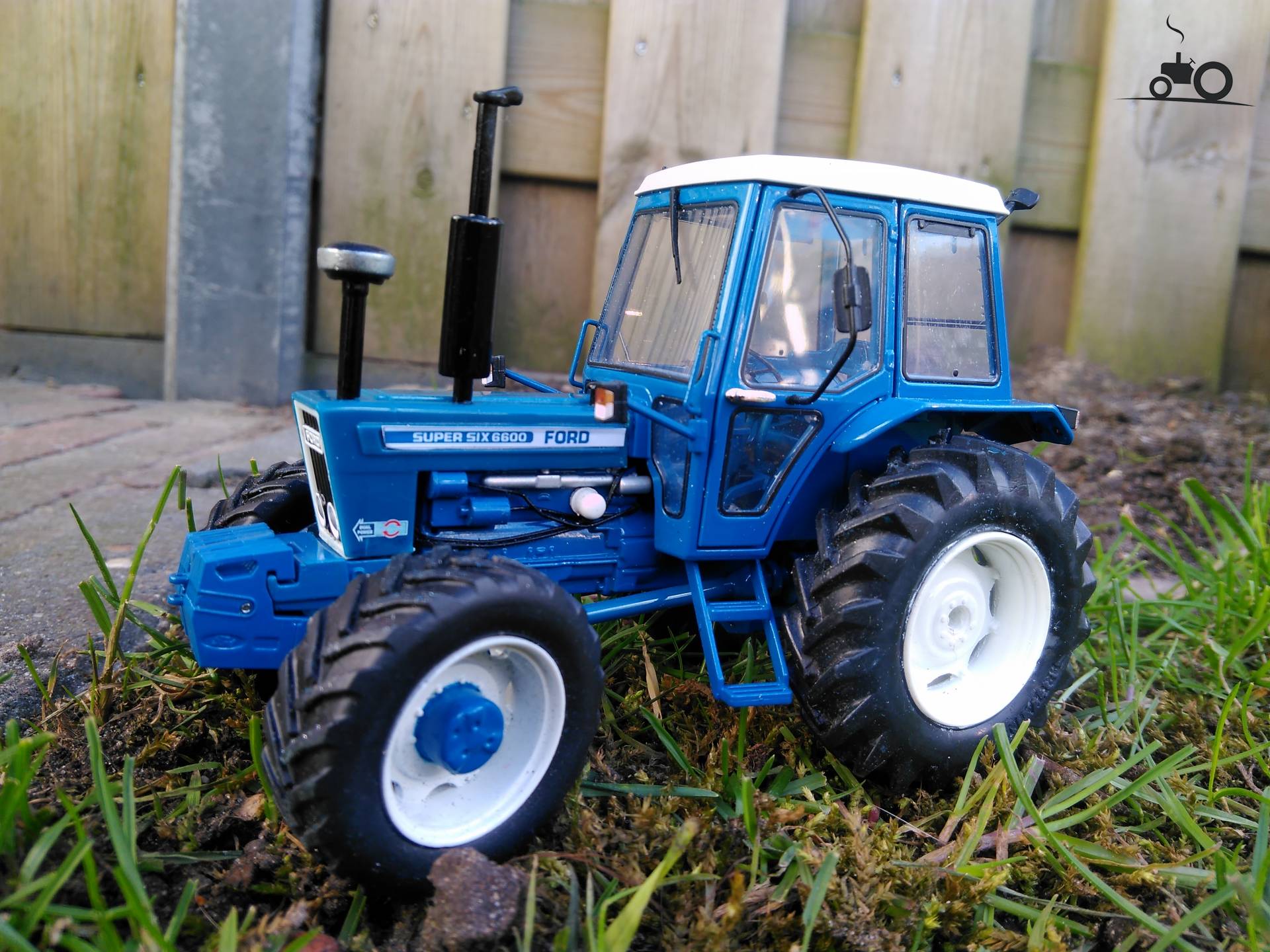 Foto Landbouw miniaturen 1:32 Ford #1158761