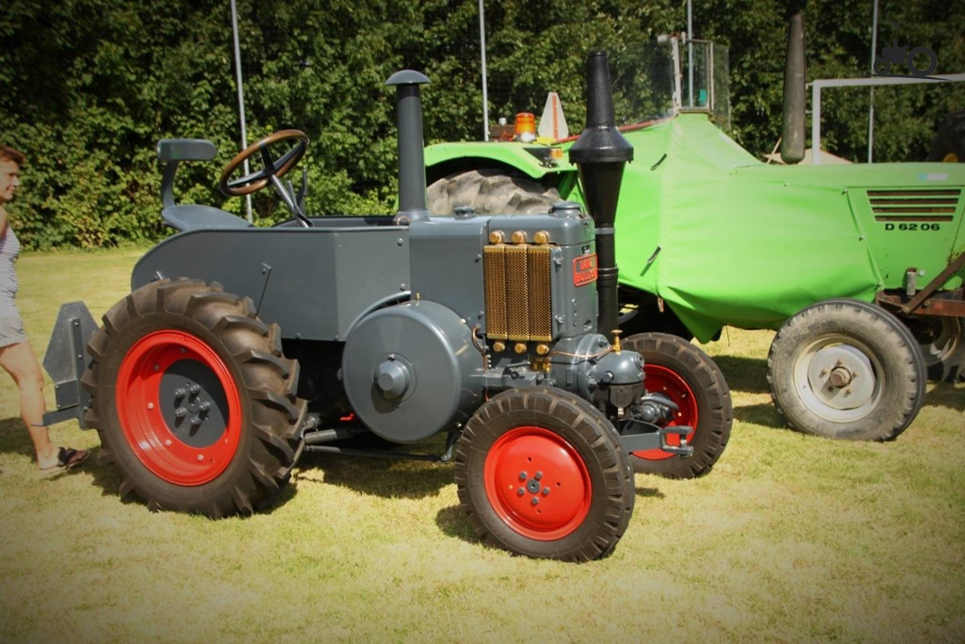 Foto Lanz Bulldog #927786