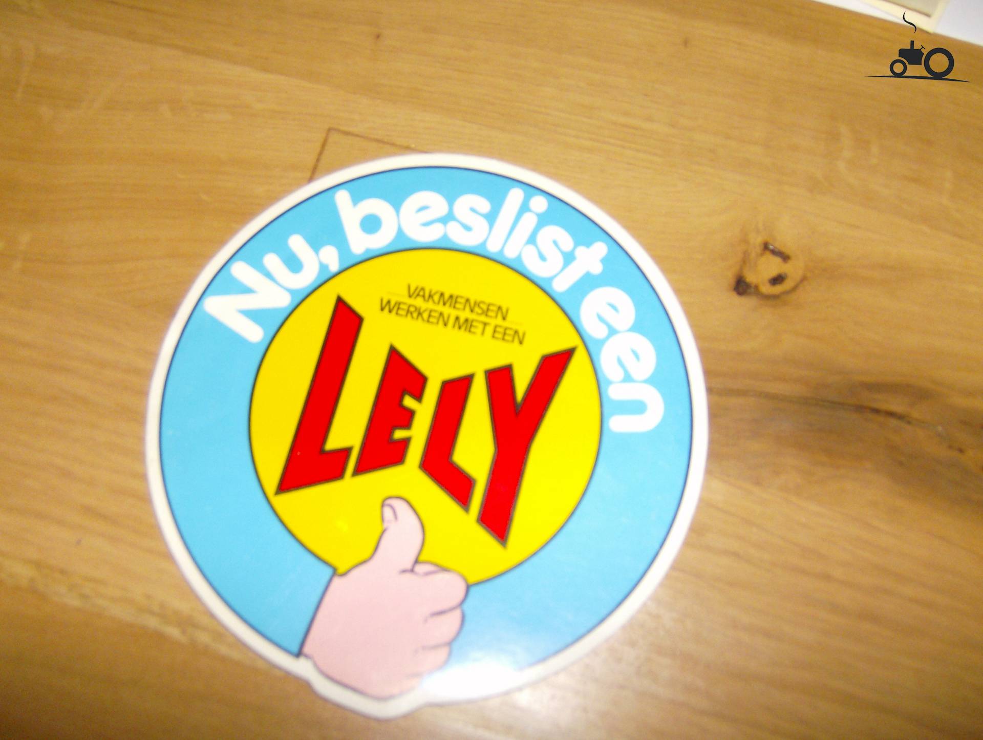 Lely Logo Fanclub - Specificaties, Foto's, Reviews & Forum