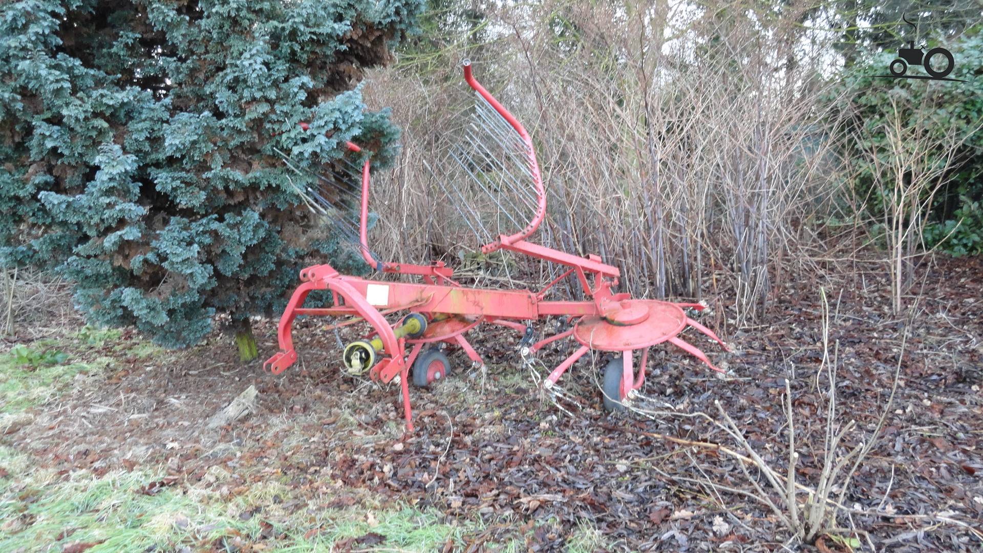 Lely Lotus 300 Fanclub - Specificaties, Foto's, Reviews & Forum