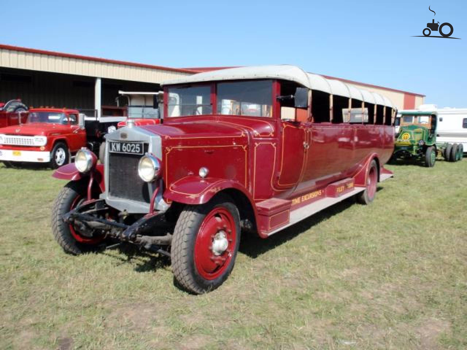 Leyland Lioness Charabanc Fanclub - Specificaties, Foto's, Reviews & Forum