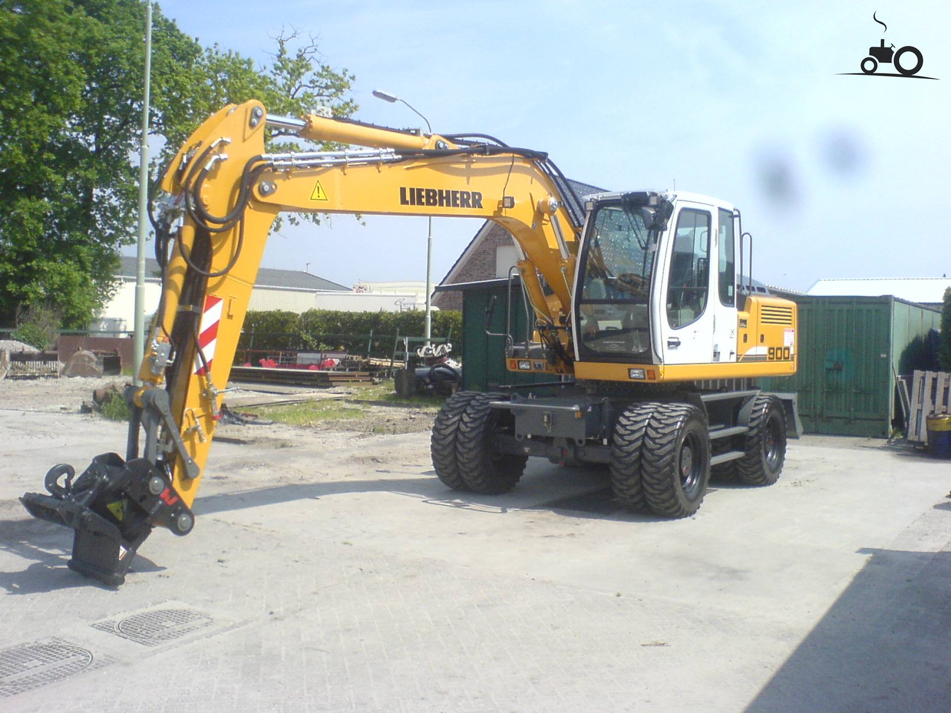 Foto Liebherr 900 litronic van Trip-popken BV