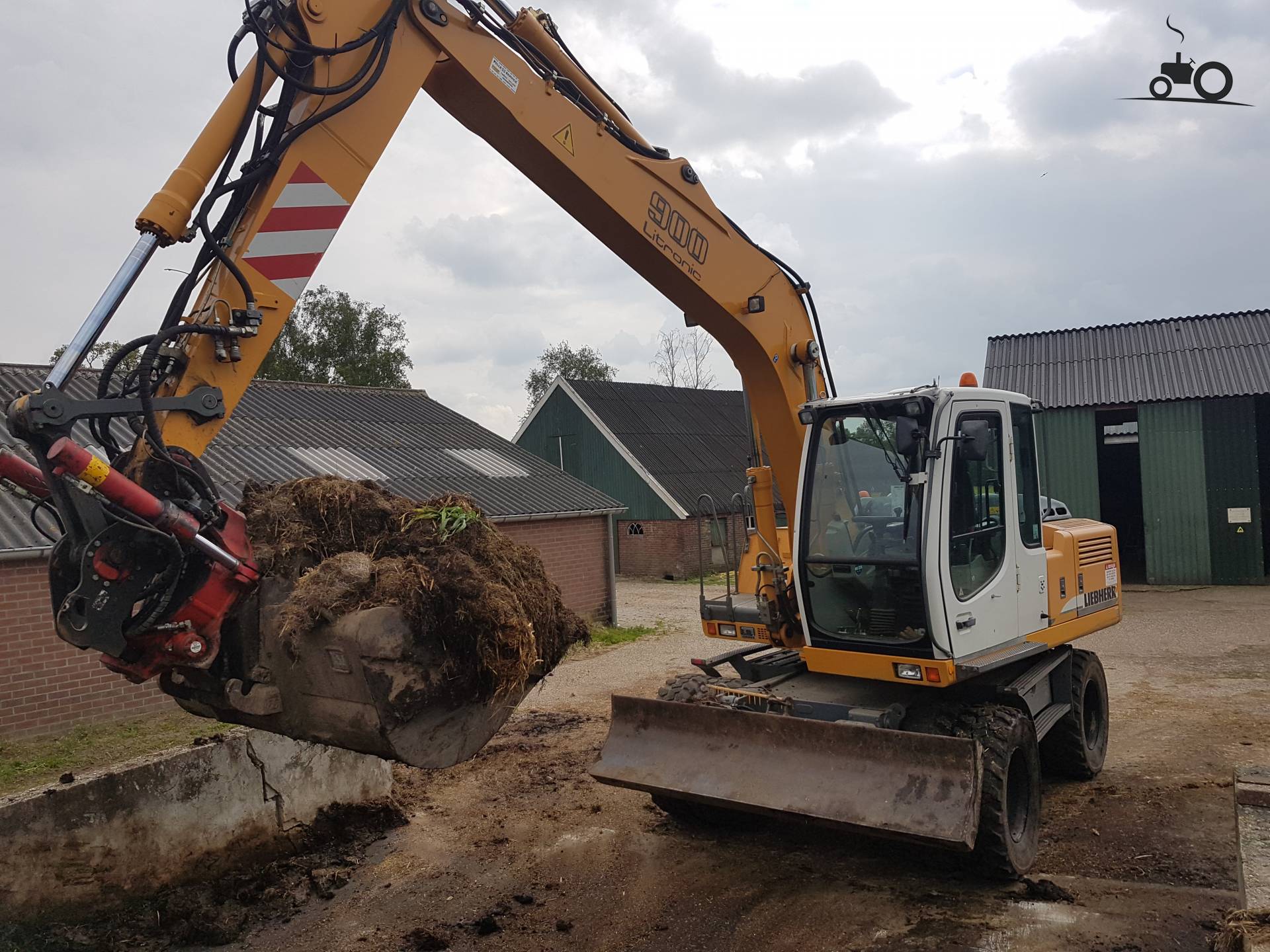 Foto Liebherr 900 litronic #1294377