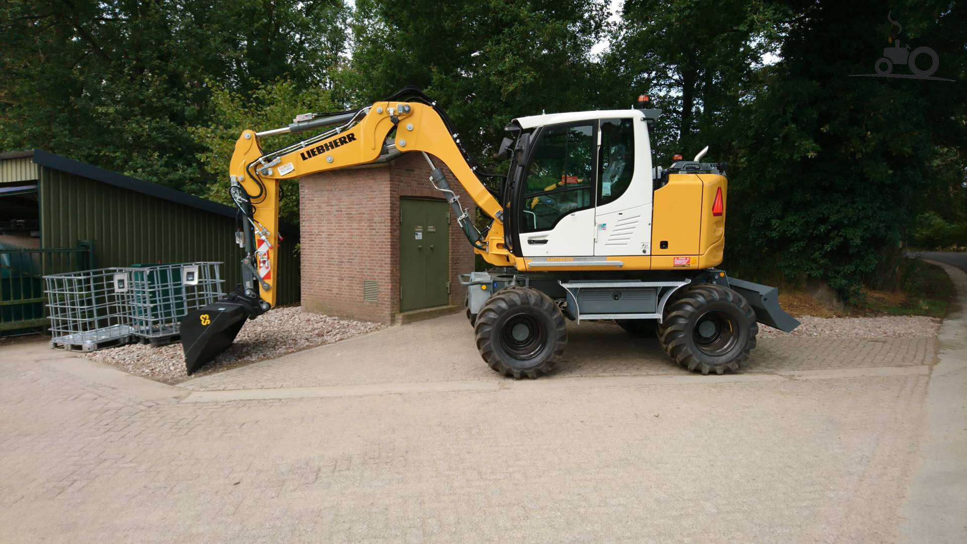 Foto Liebherr 914 Compact van B.c.s. Loon/grondverzetbedrijf