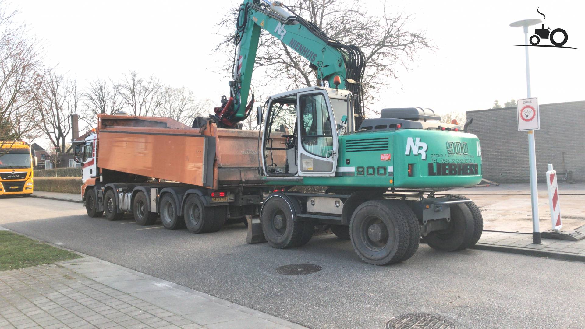 Foto Liebherr 900 #1409070