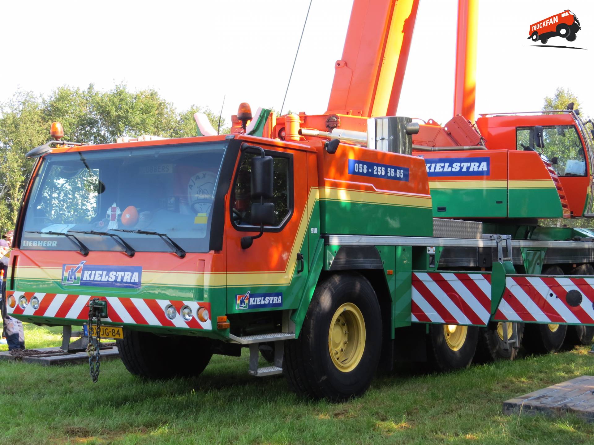 Foto Liebherr LTM1130 van Kraanverhuur L. Kielstra