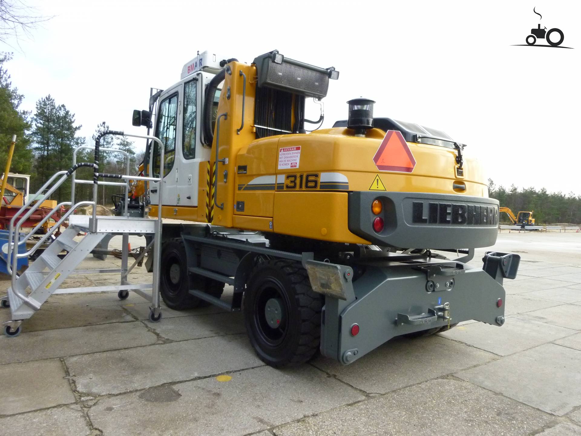 Liebherr 316 Litronic - Laatste Updates, Foto's & Video's