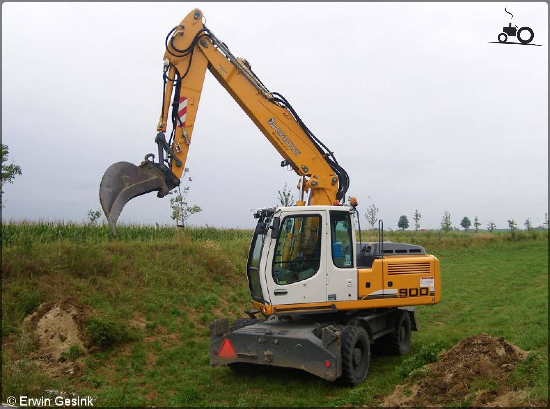 Foto Liebherr 900 litronic #684988