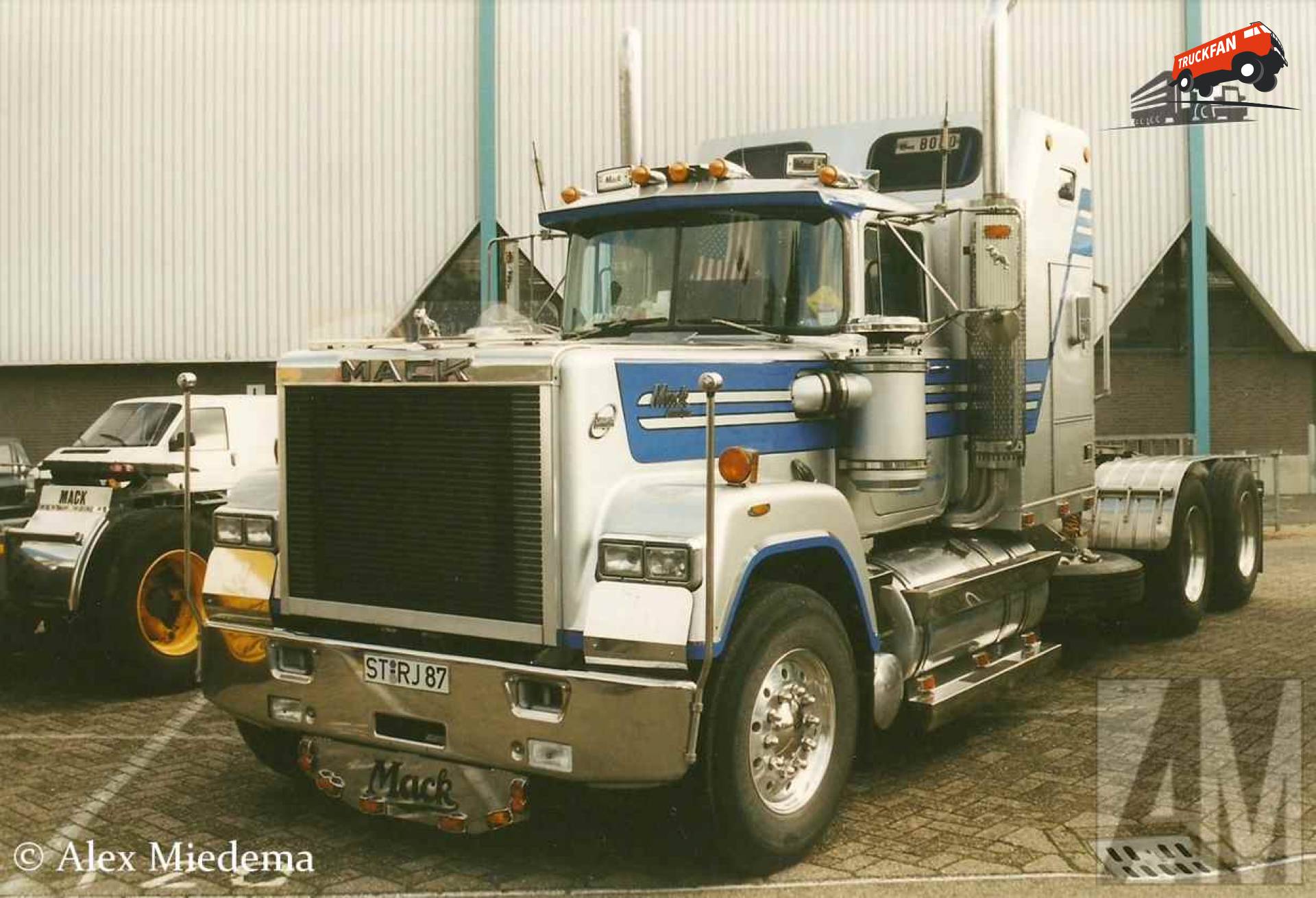 Foto Mack RW (Superliner) #1080292