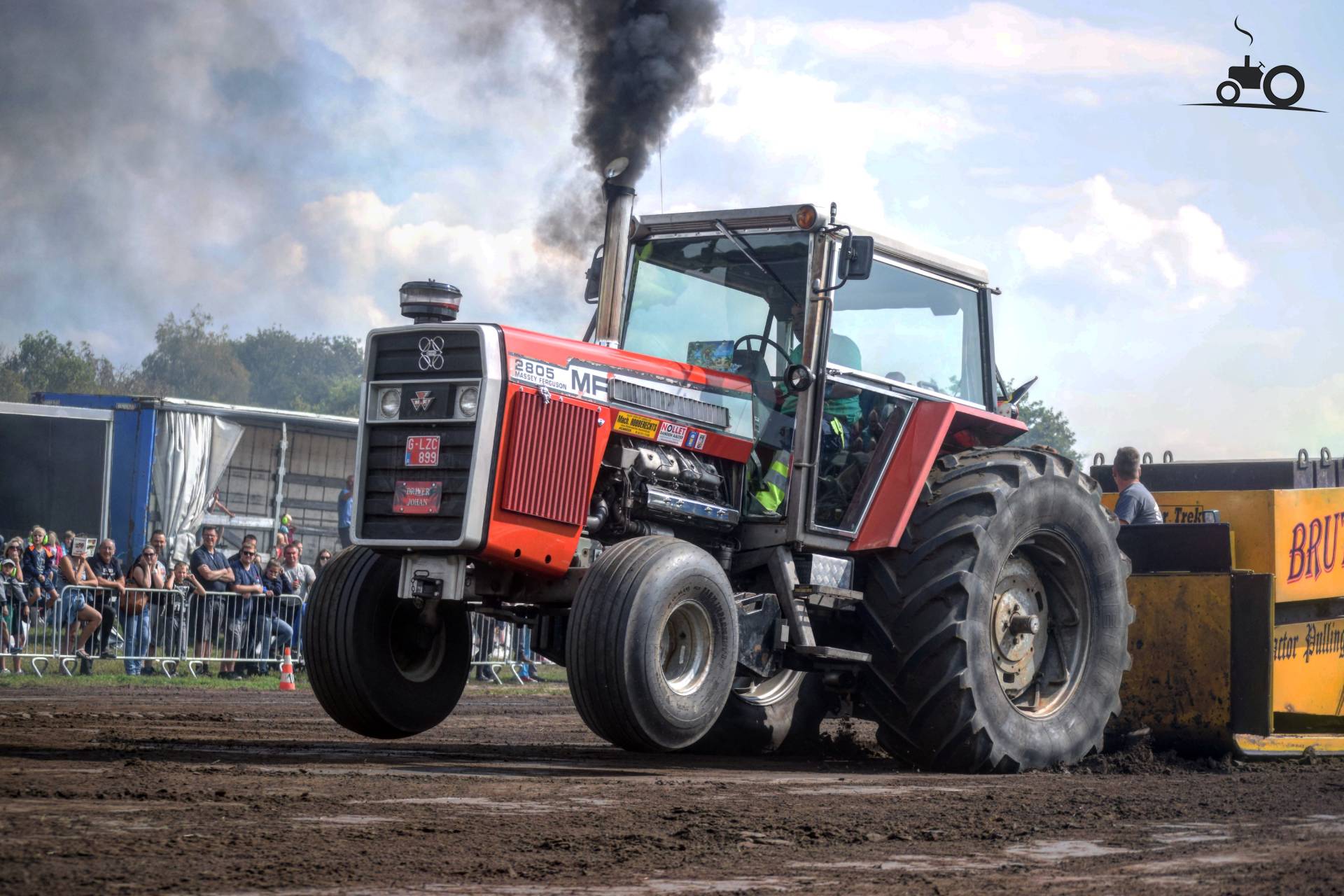 Foto Massey Ferguson 2805 #1187236