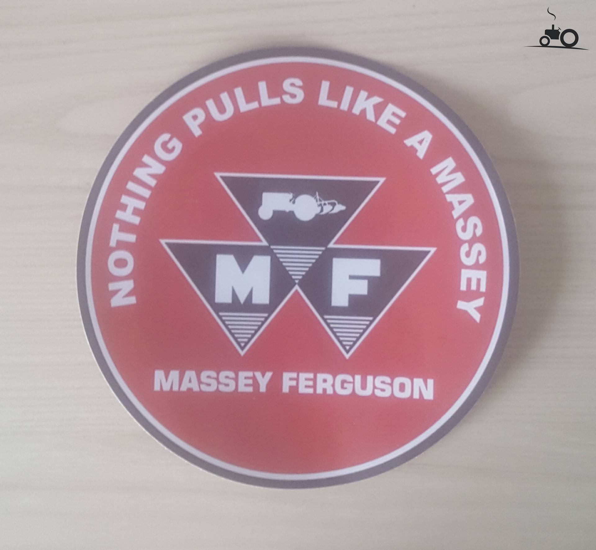 Massey Ferguson Logo Fanclub - Specificaties, Foto's, Reviews & Forum