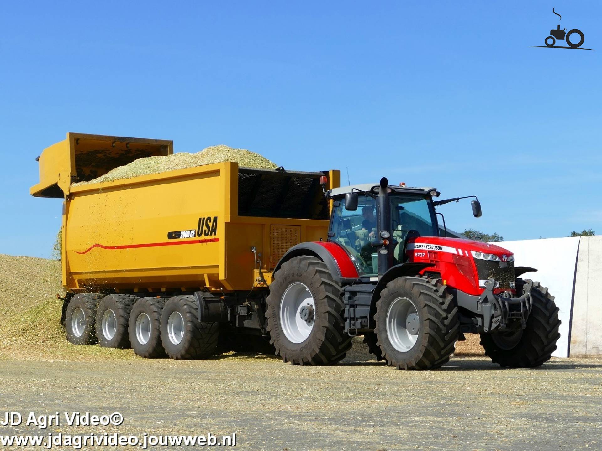 Foto Massey Ferguson 8737 #1324357