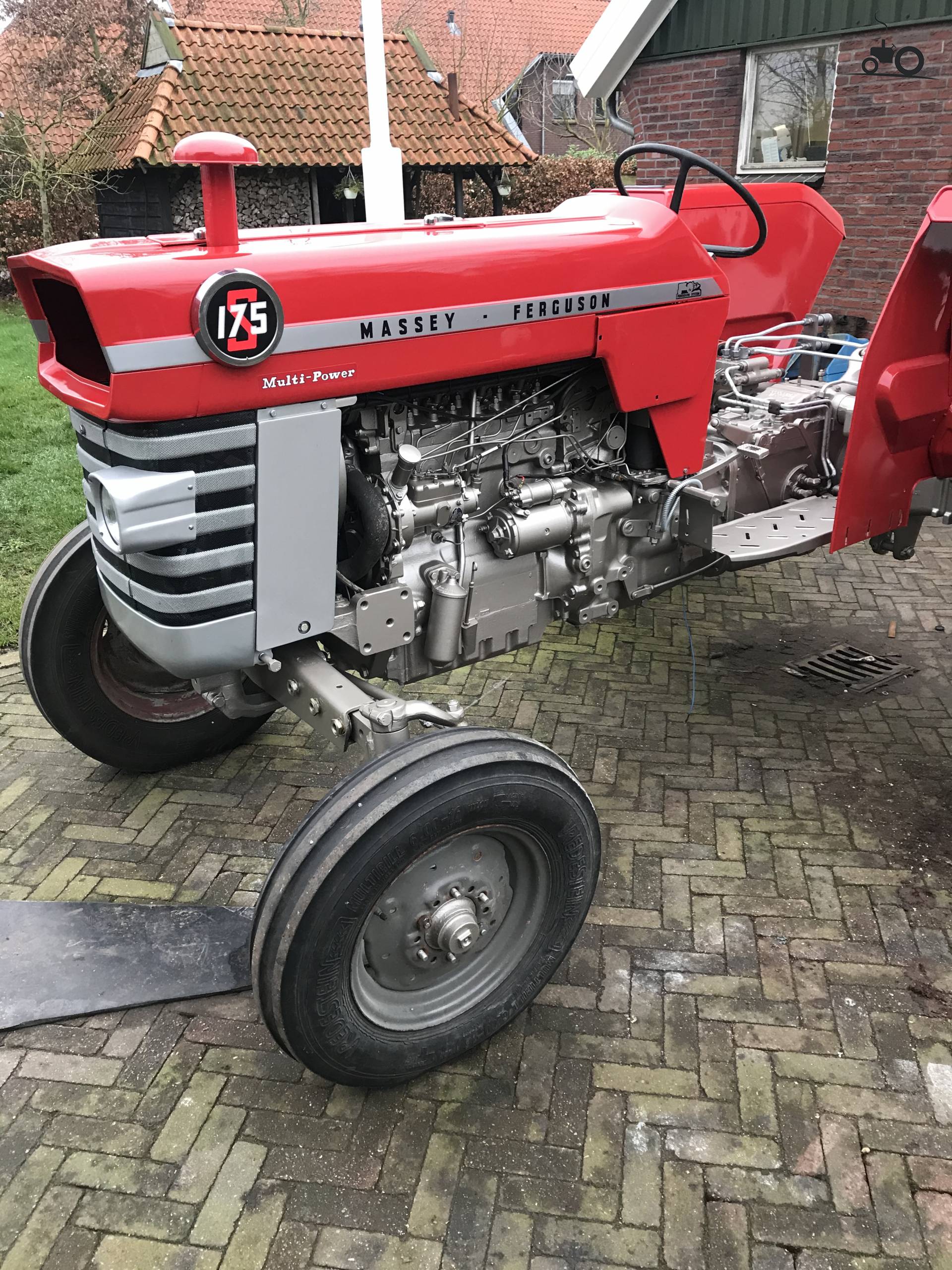 Massey Ferguson 175 - France - Tracteur image #1332009