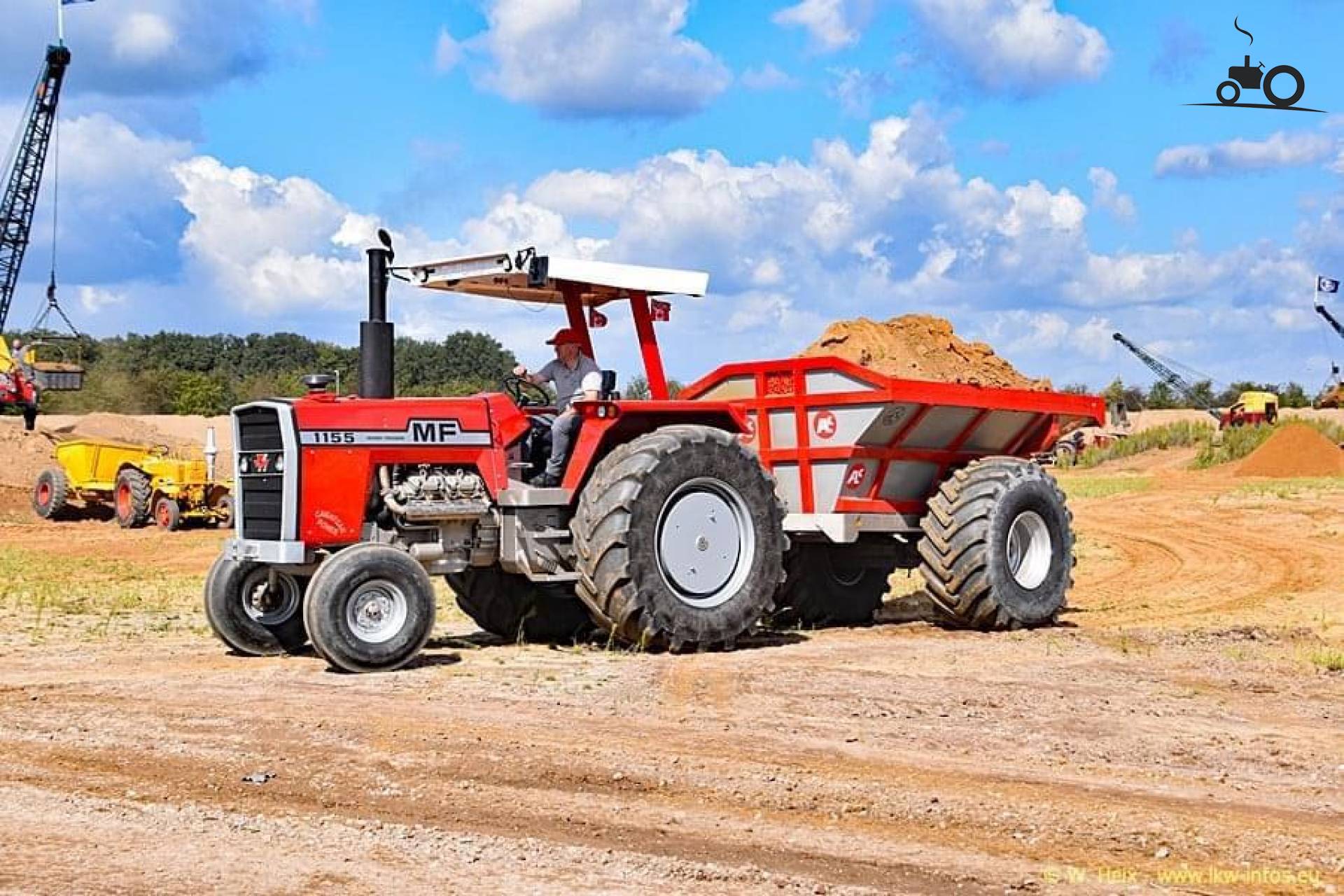 Foto Massey Ferguson 1155 #1376242