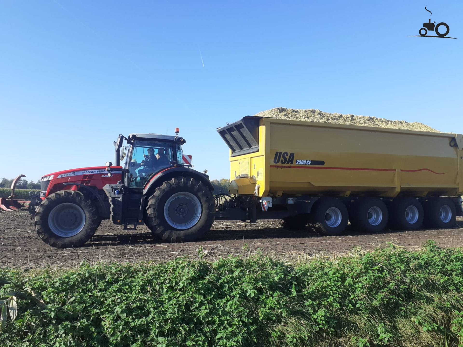 Foto Massey Ferguson 8737 #1452110