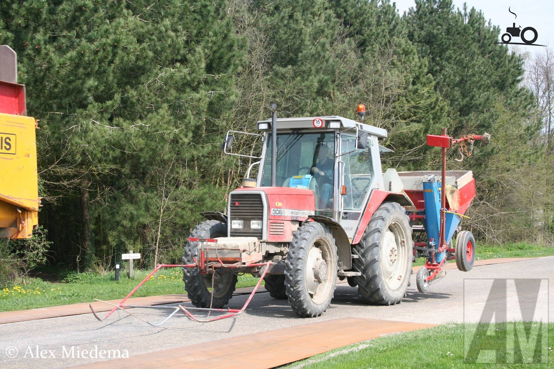 Foto Massey Ferguson 3065 #1457089