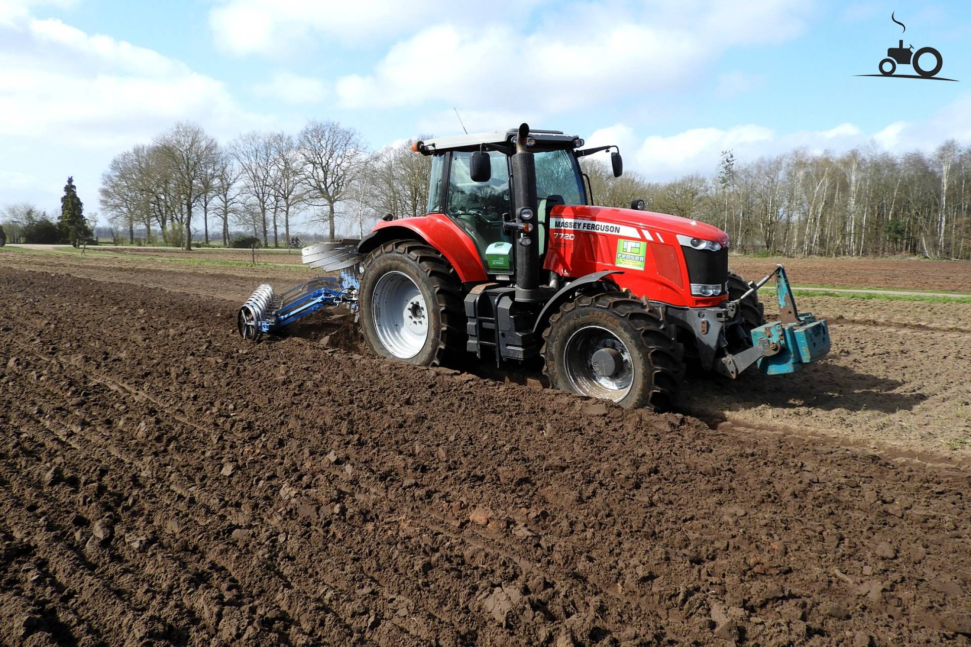 Foto Massey Ferguson 7720 van Rensen Loonbedrijf
