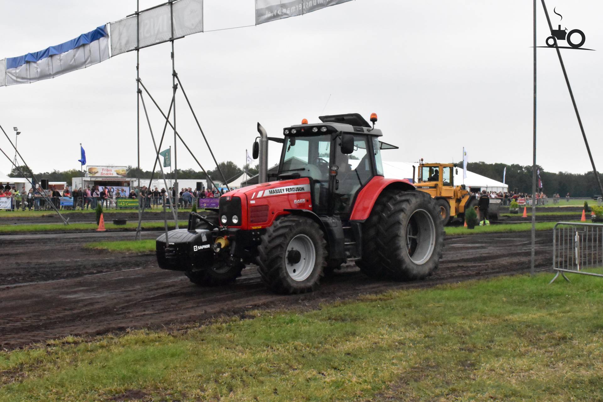 Foto Massey Ferguson 6465 Dynashift #1478152