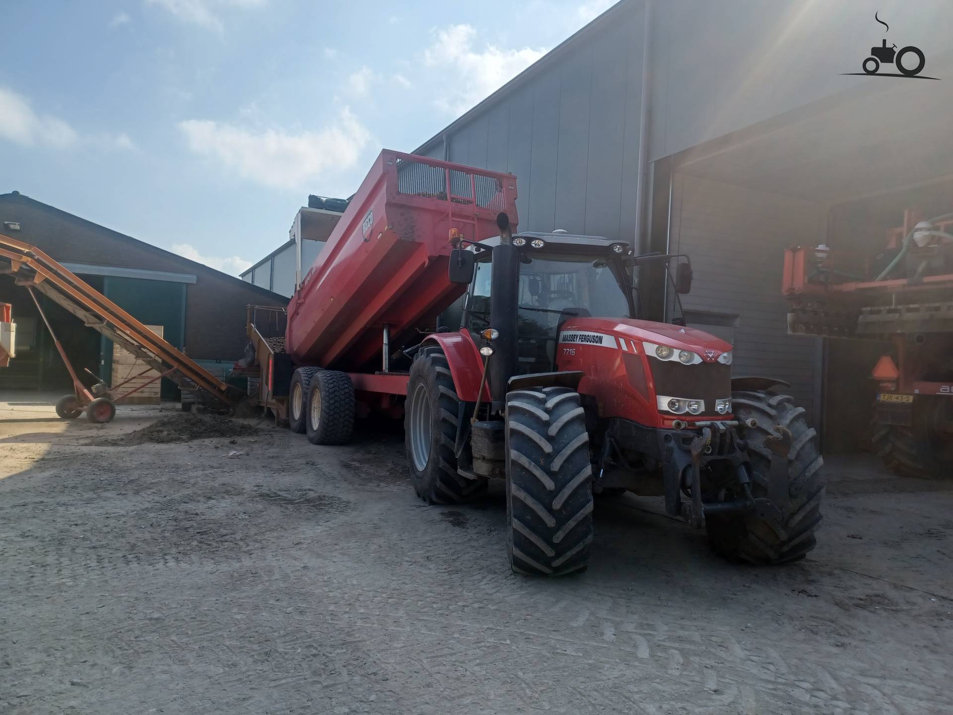 Foto Massey Ferguson 7716 #1487590