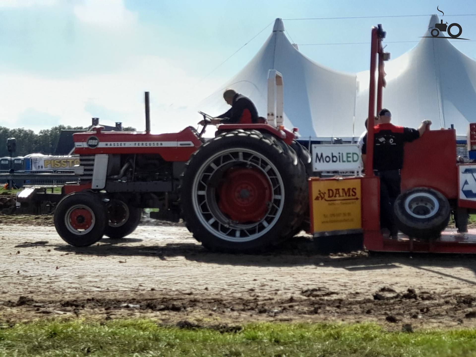 Foto Massey Ferguson 1080 #1490010